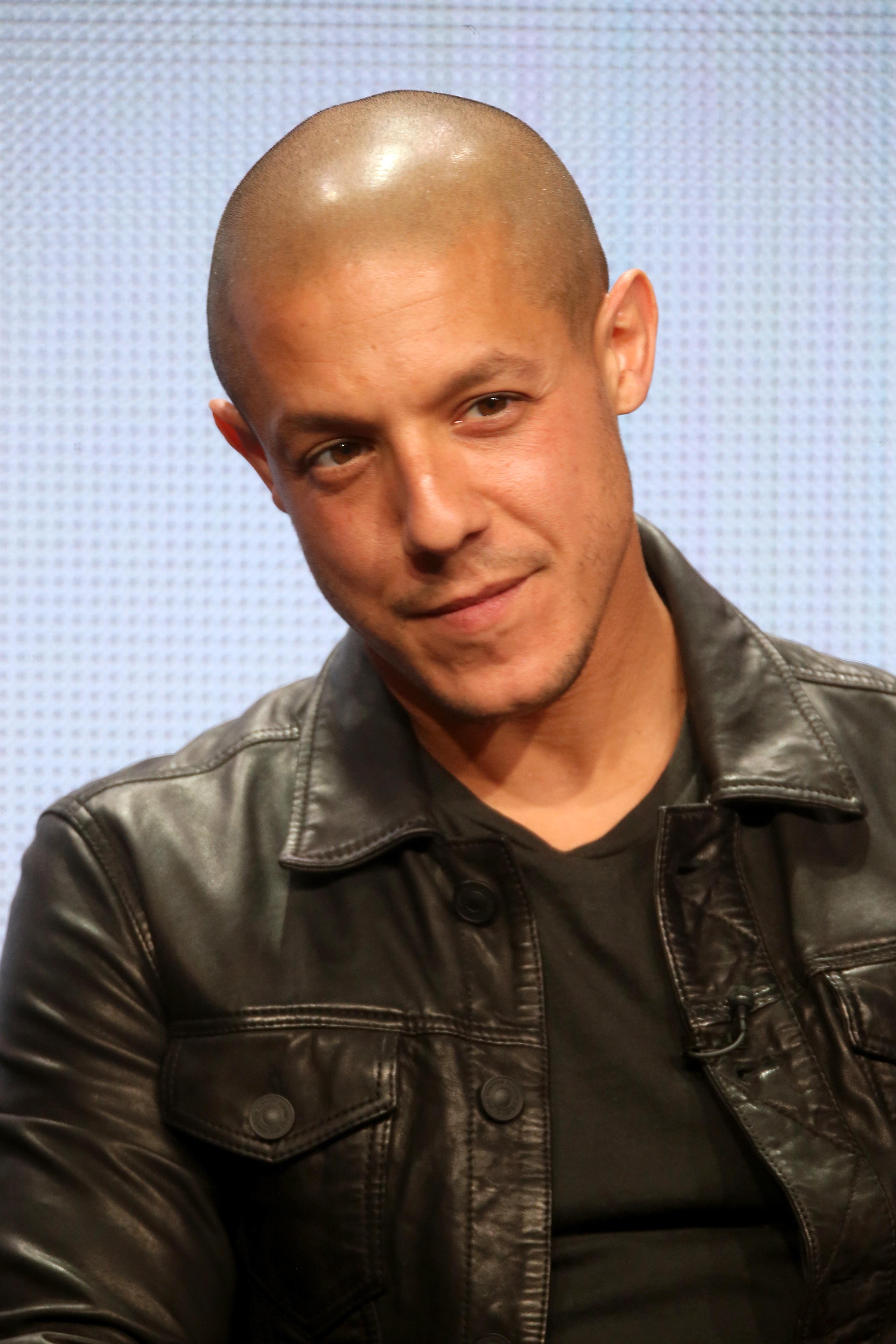 Theo Rossi Wallpapers - Top Free Theo Rossi Backgrounds - WallpaperAccess