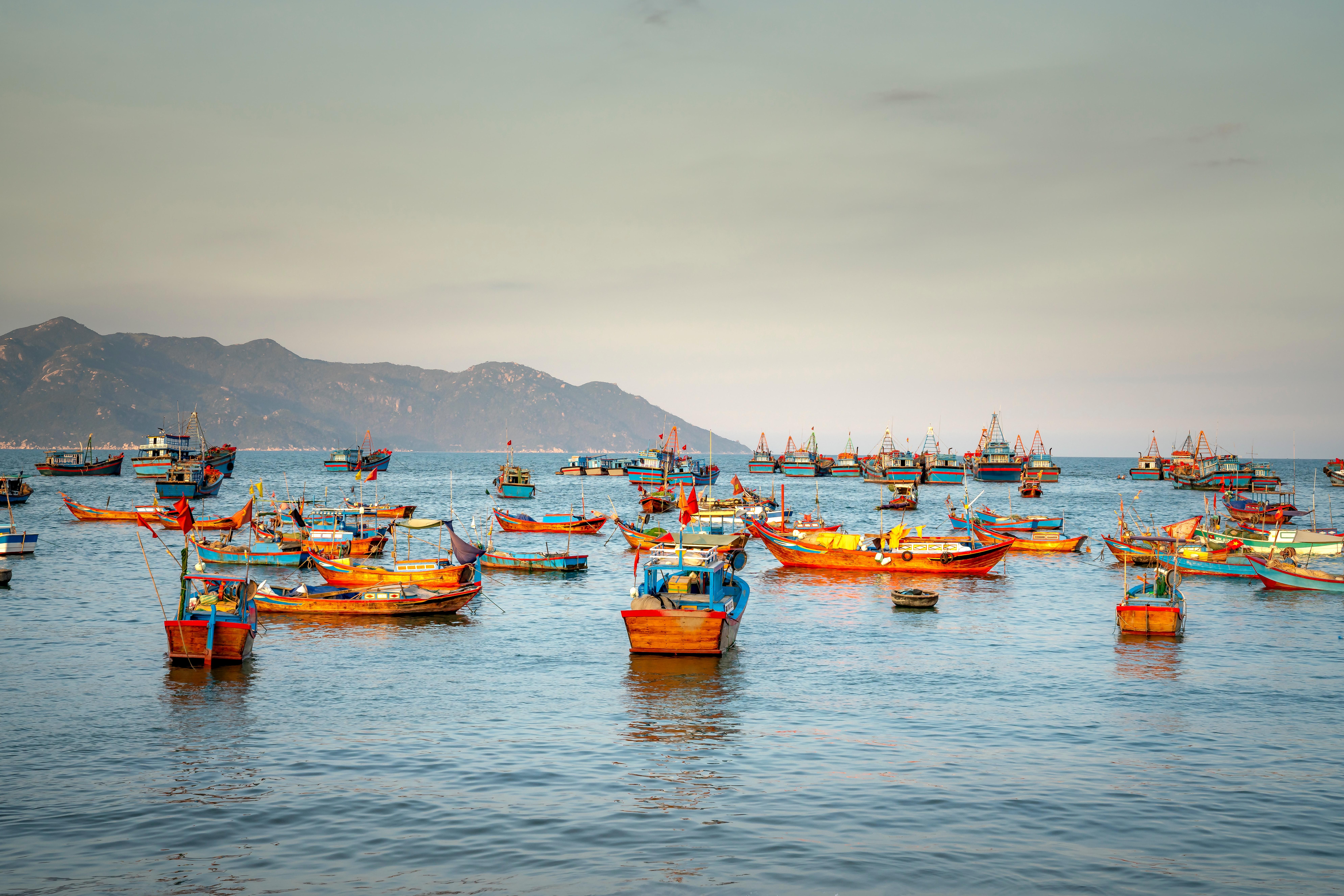Colorful Boats Wallpapers - Top Free Colorful Boats Backgrounds ...