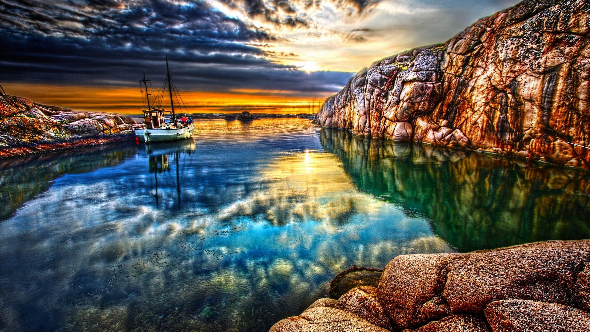 Colorful Boats Wallpapers - Top Free Colorful Boats Backgrounds ...