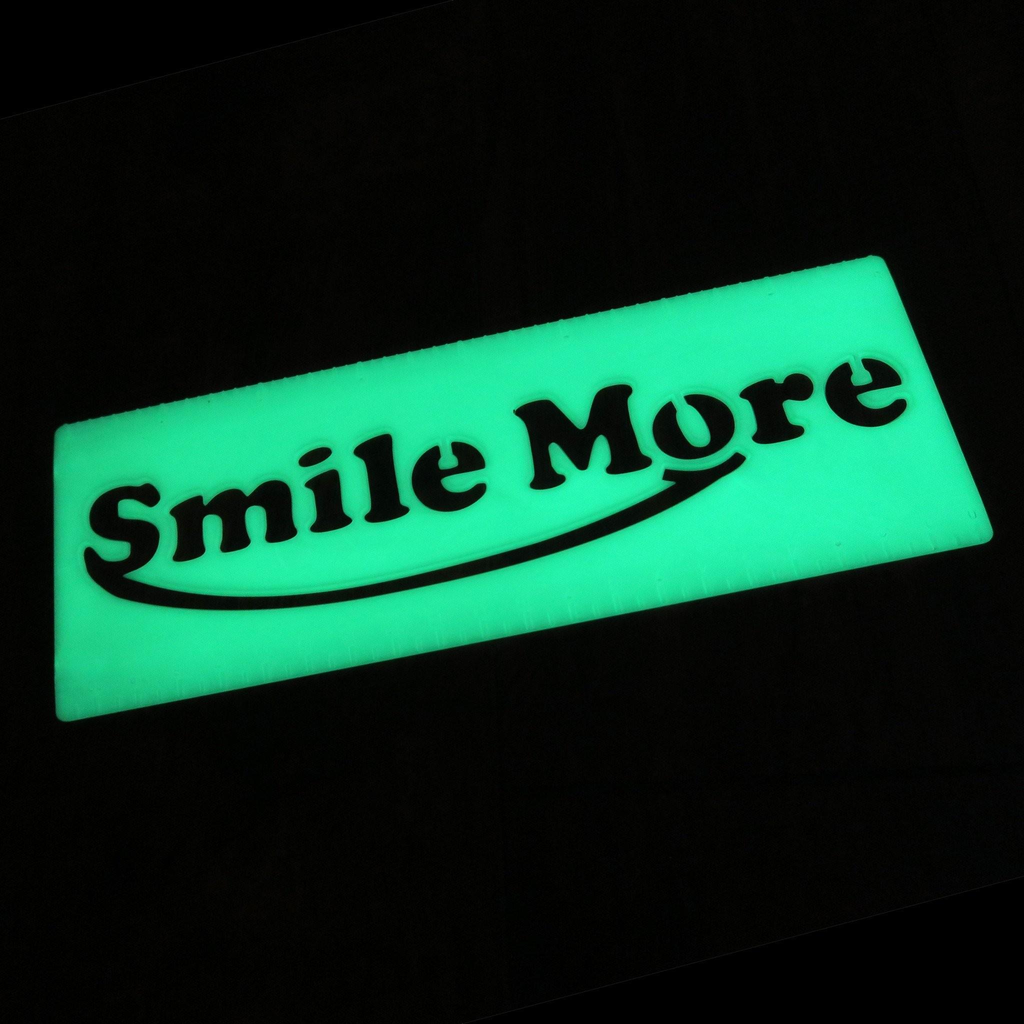 Smile More Wallpapers - Top Free Smile More Backgrounds - WallpaperAccess