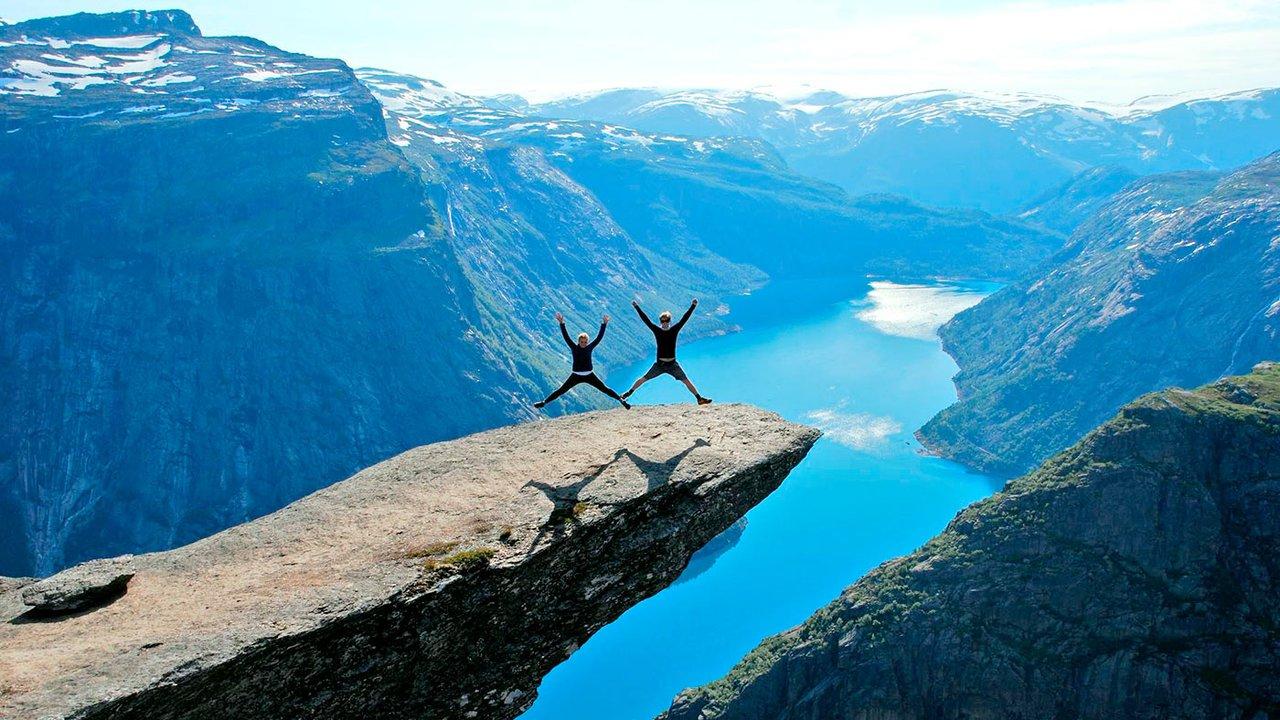 Trolltunga Norway Wallpapers - Top Free Trolltunga Norway Backgrounds ...