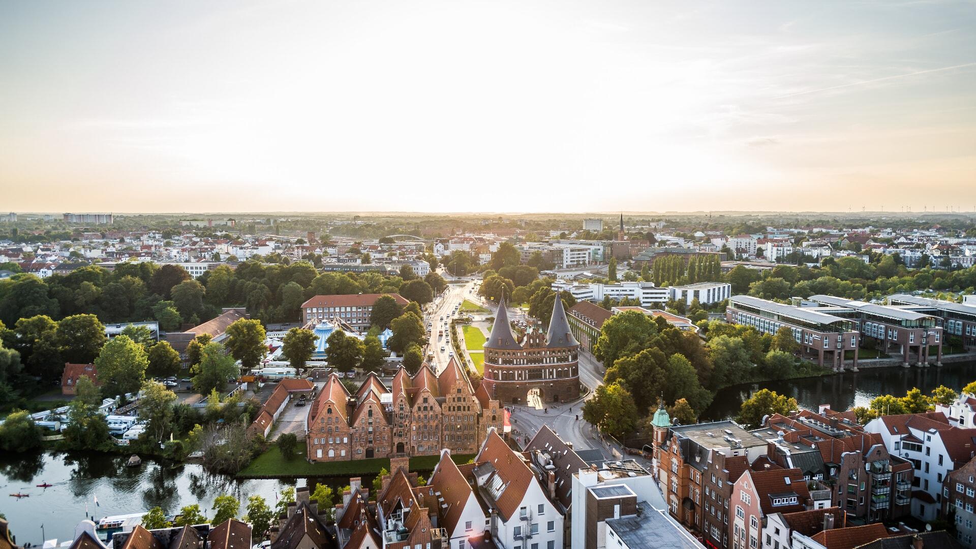 Lubeck Wallpapers - Top Free Lubeck Backgrounds - WallpaperAccess