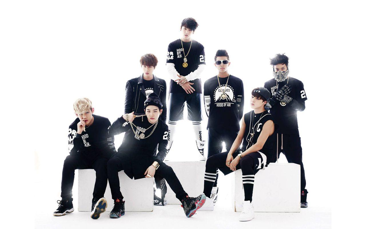 BTS iPhone Wallpapers - Top Free BTS iPhone Backgrounds - WallpaperAccess