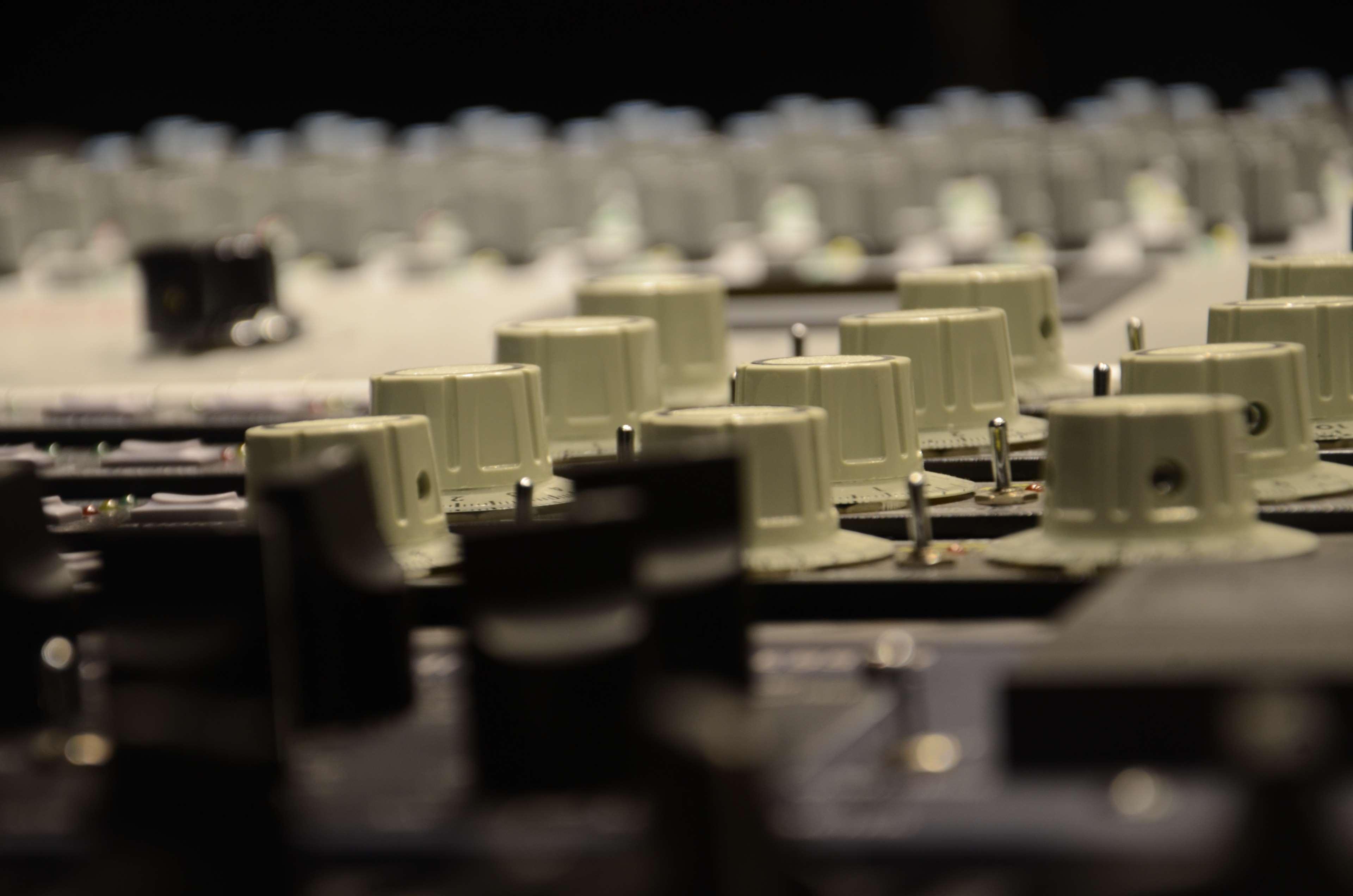 4K Sound Wallpapers - Top Free 4K Sound Backgrounds - WallpaperAccess