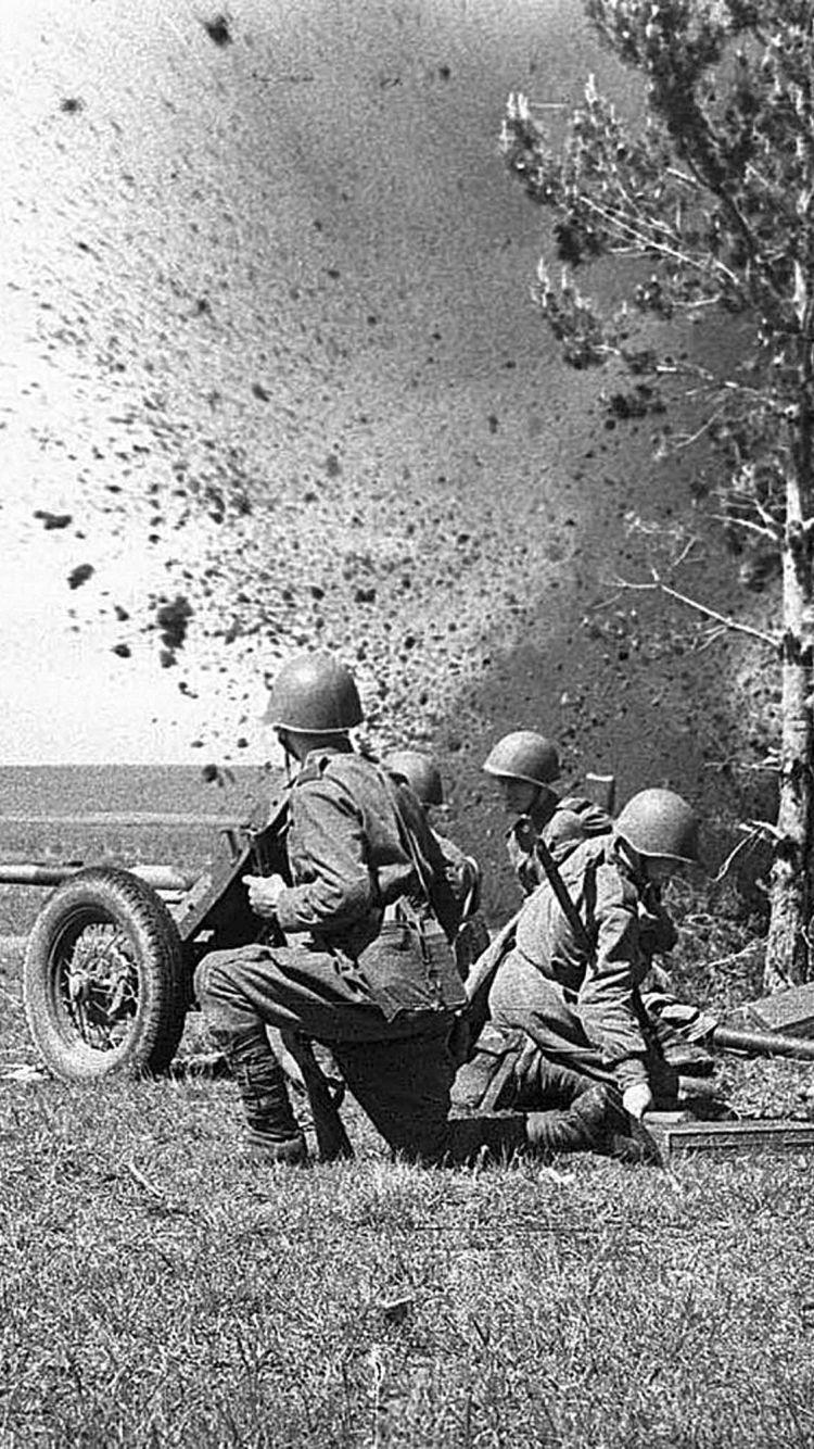 World War 2 iPhone Wallpapers - Top Free World War 2 iPhone Backgrounds ...