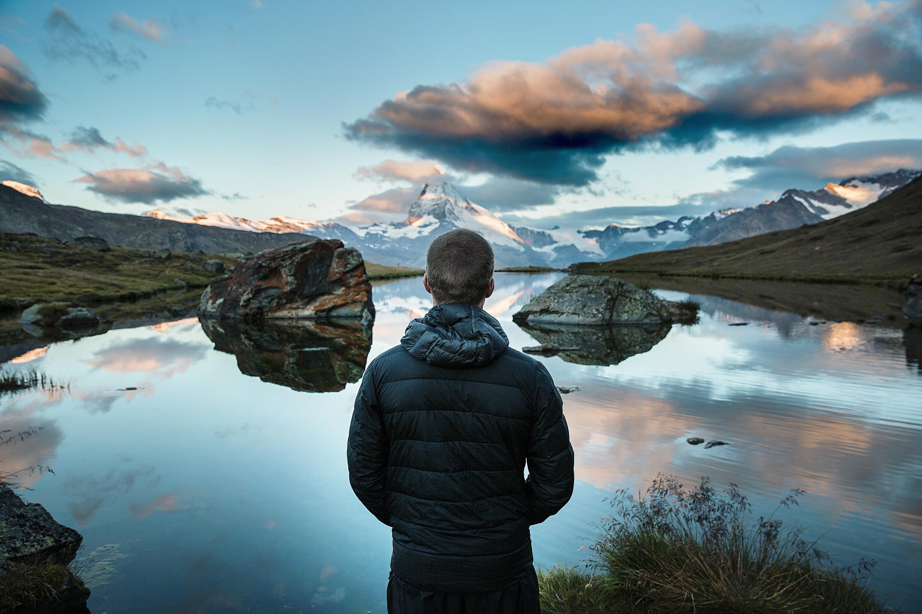 Man On Mountain Wallpapers - Top Free Man On Mountain Backgrounds ...
