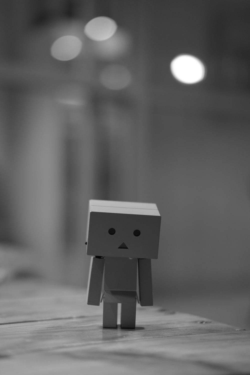 Box Robot Wallpapers - Top Free Box Robot Backgrounds - WallpaperAccess