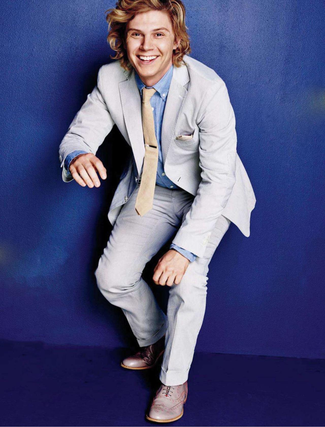 Evan Peters HD Wallpapers - Top Free Evan Peters HD Backgrounds ...