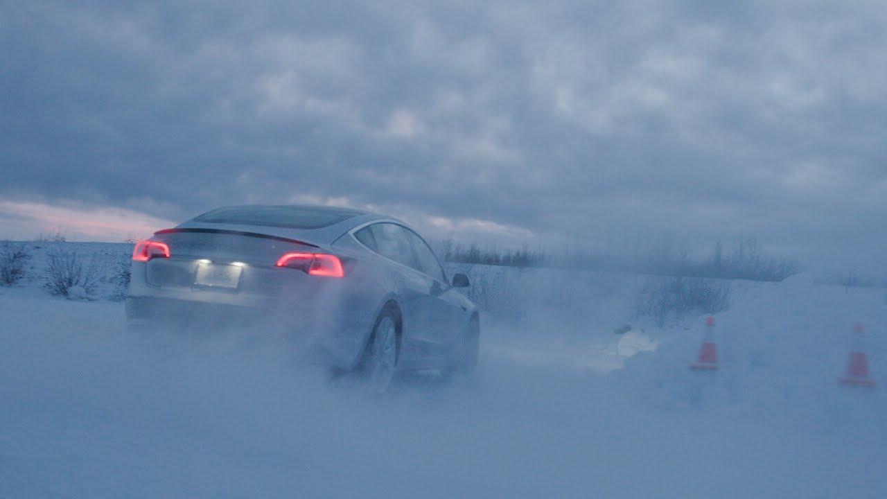 Tesla Snow Wallpapers - Top Free Tesla Snow Backgrounds - WallpaperAccess