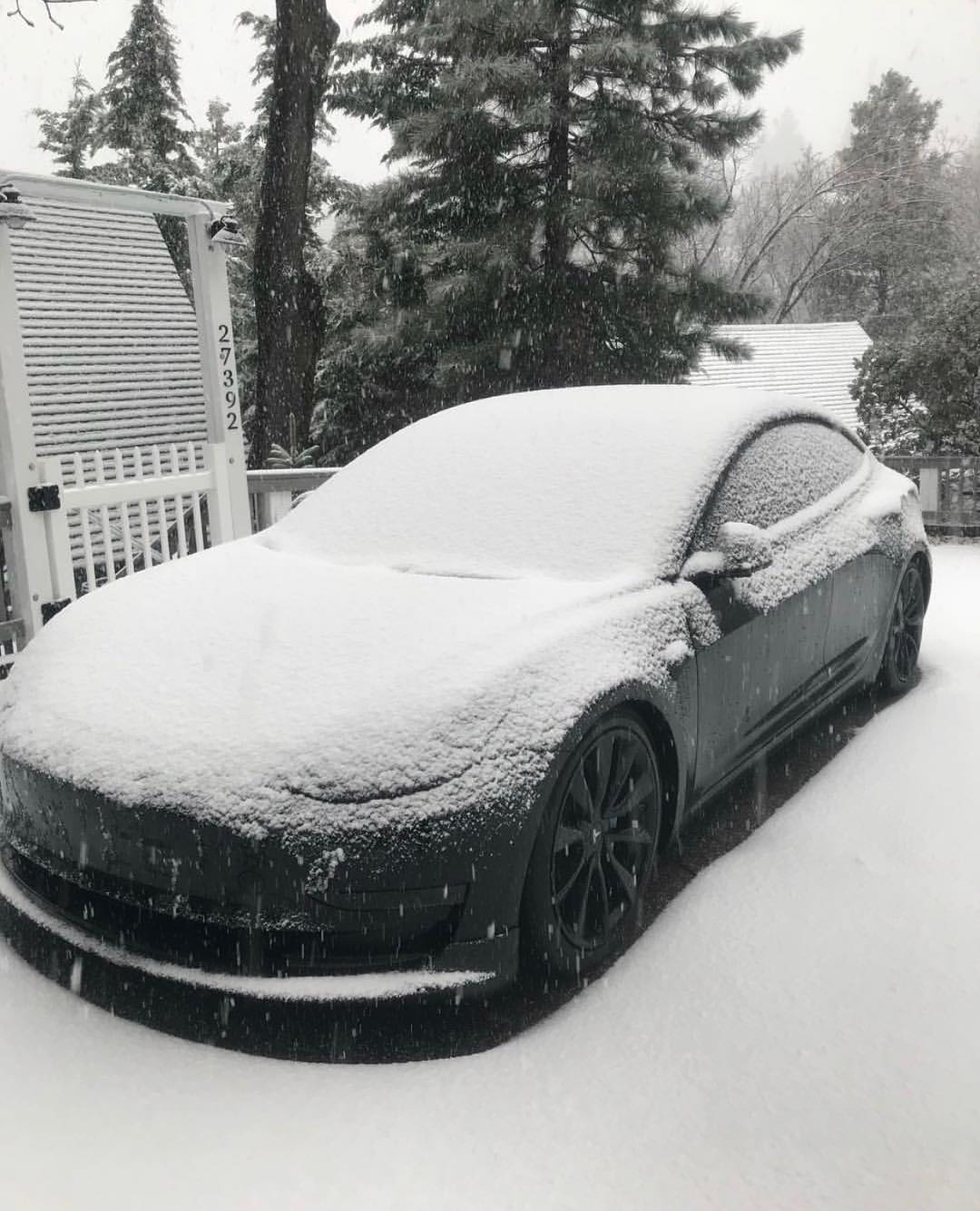 Tesla Snow Wallpapers - Top Free Tesla Snow Backgrounds - WallpaperAccess