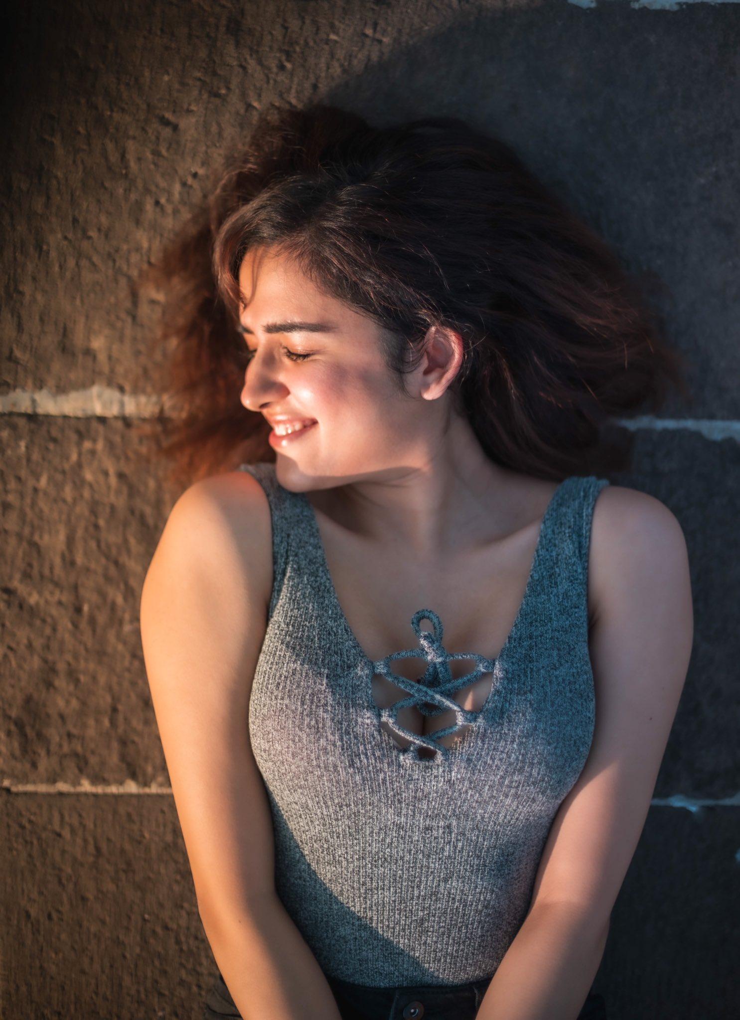 Shirley Setia HD Wallpapers - Top Free Shirley Setia HD Backgrounds ...