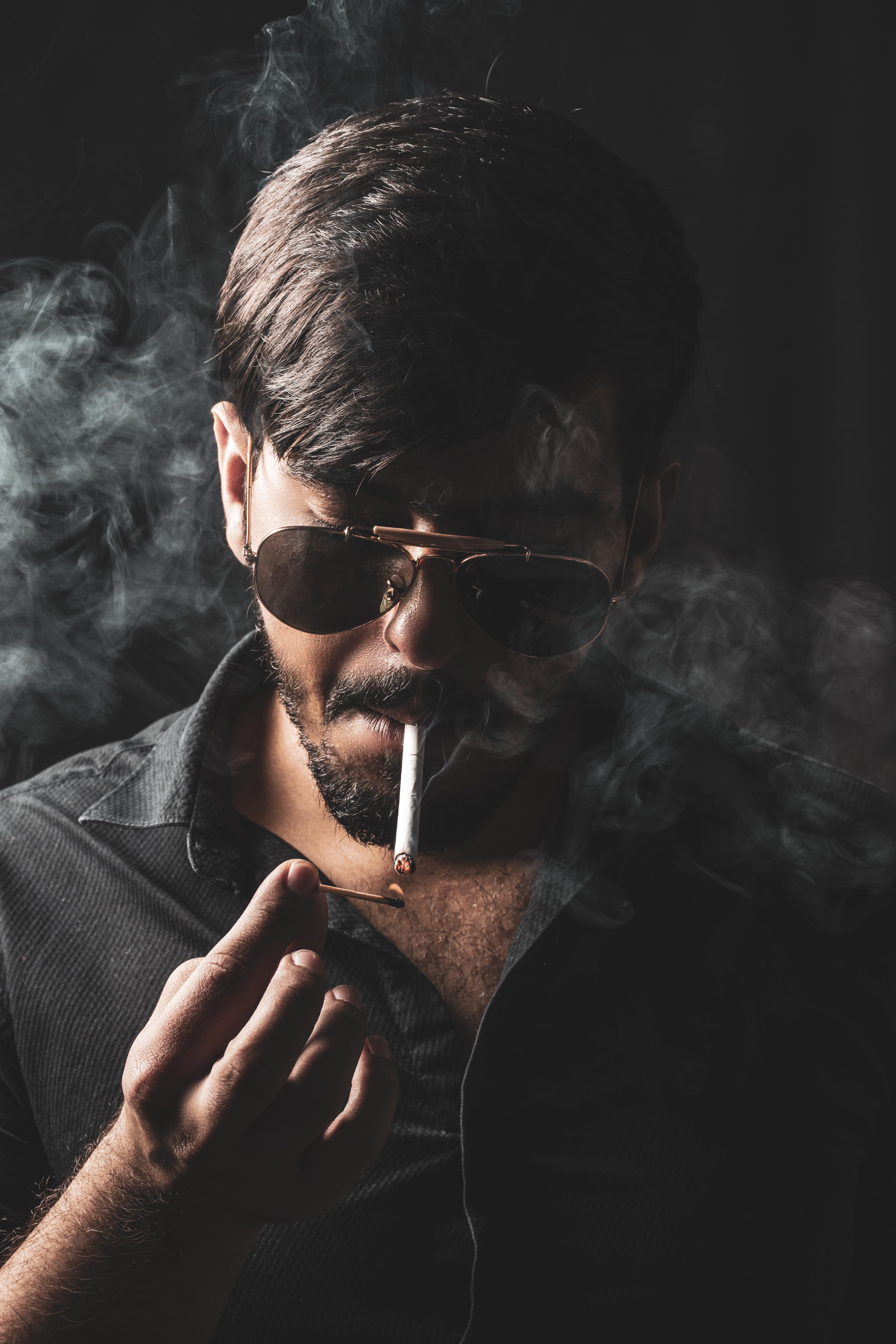Men Smoking Wallpapers - Top Free Men Smoking Backgrounds - WallpaperAccess