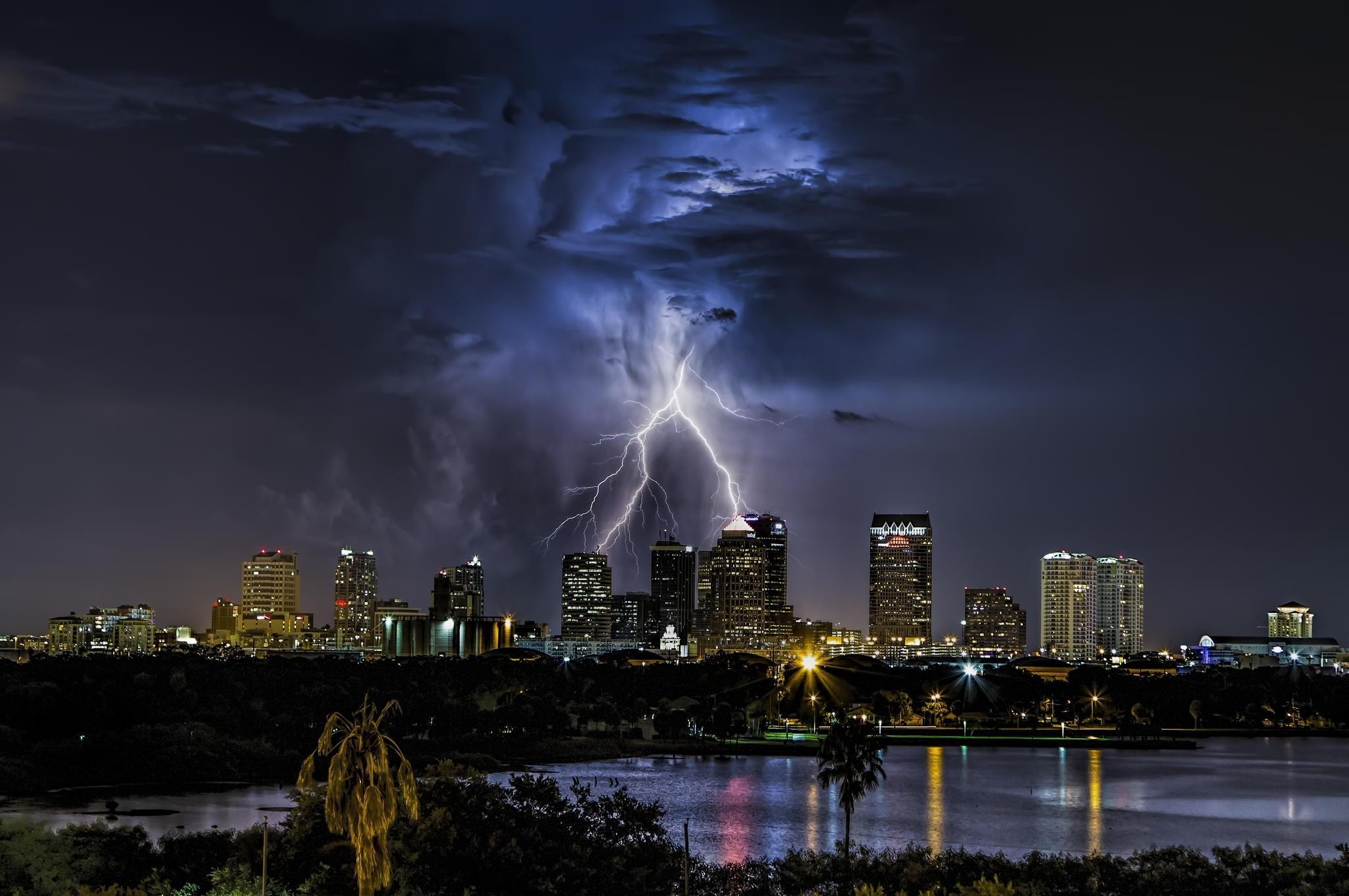 City Storm Wallpapers - Top Free City Storm Backgrounds - WallpaperAccess