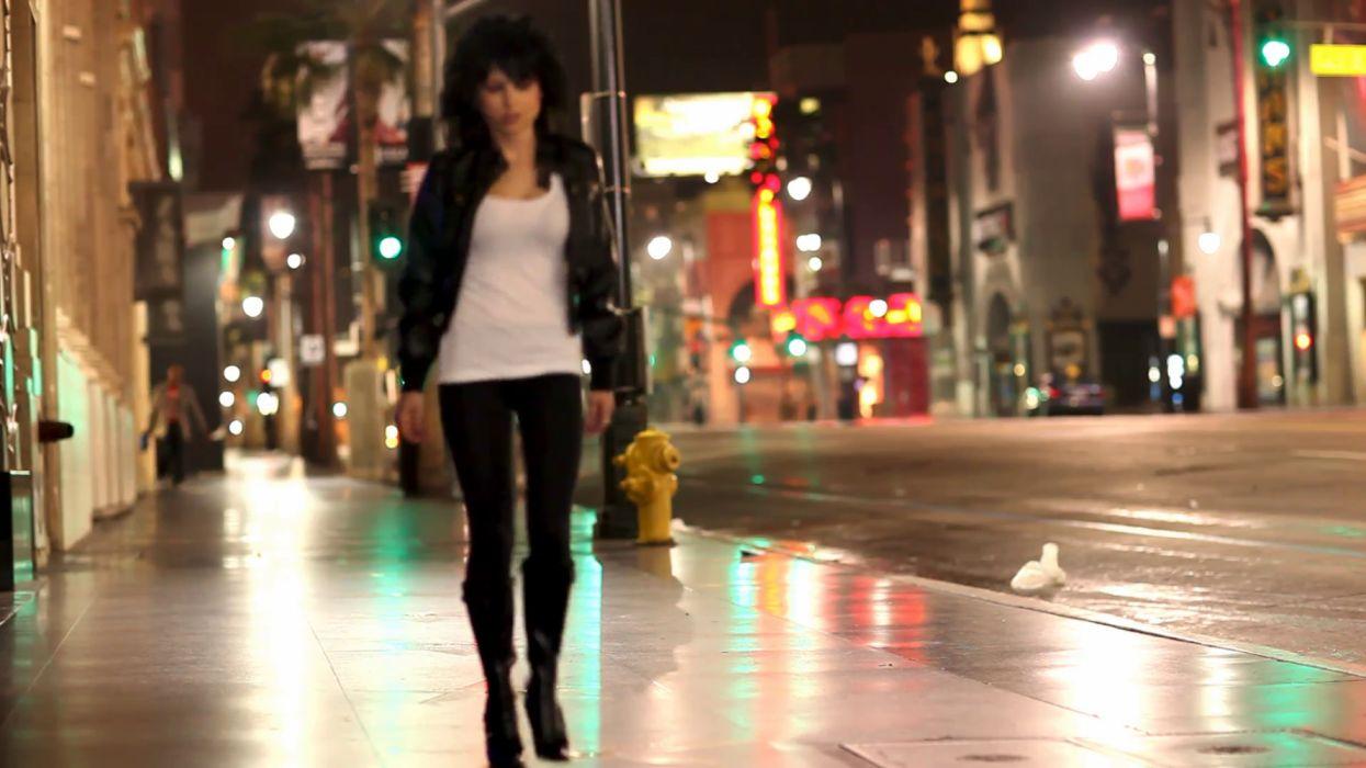 Street Walk Wallpapers - Top Free Street Walk Backgrounds - WallpaperAccess