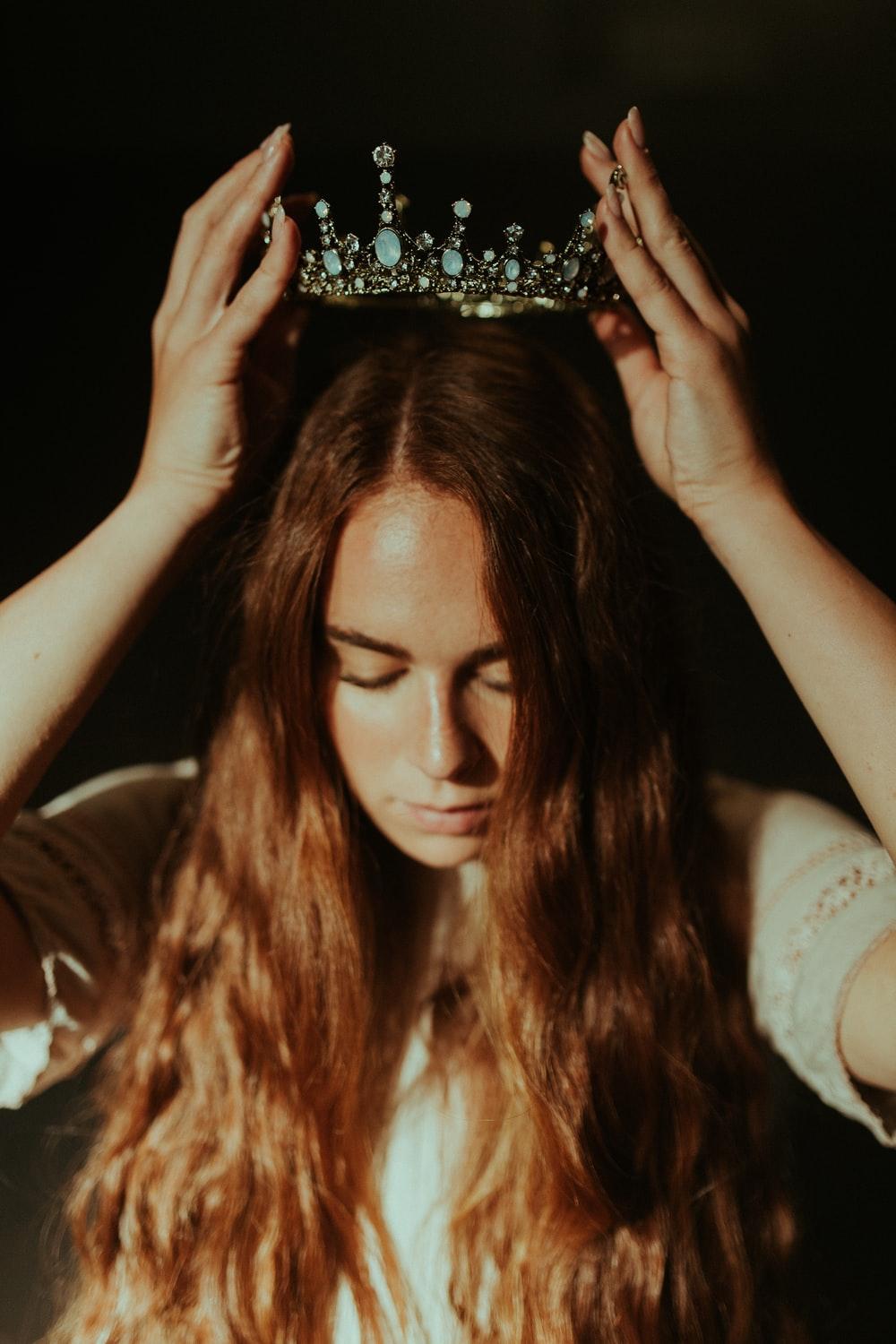 Crown Aesthetic Wallpapers - Top Free Crown Aesthetic Backgrounds ...