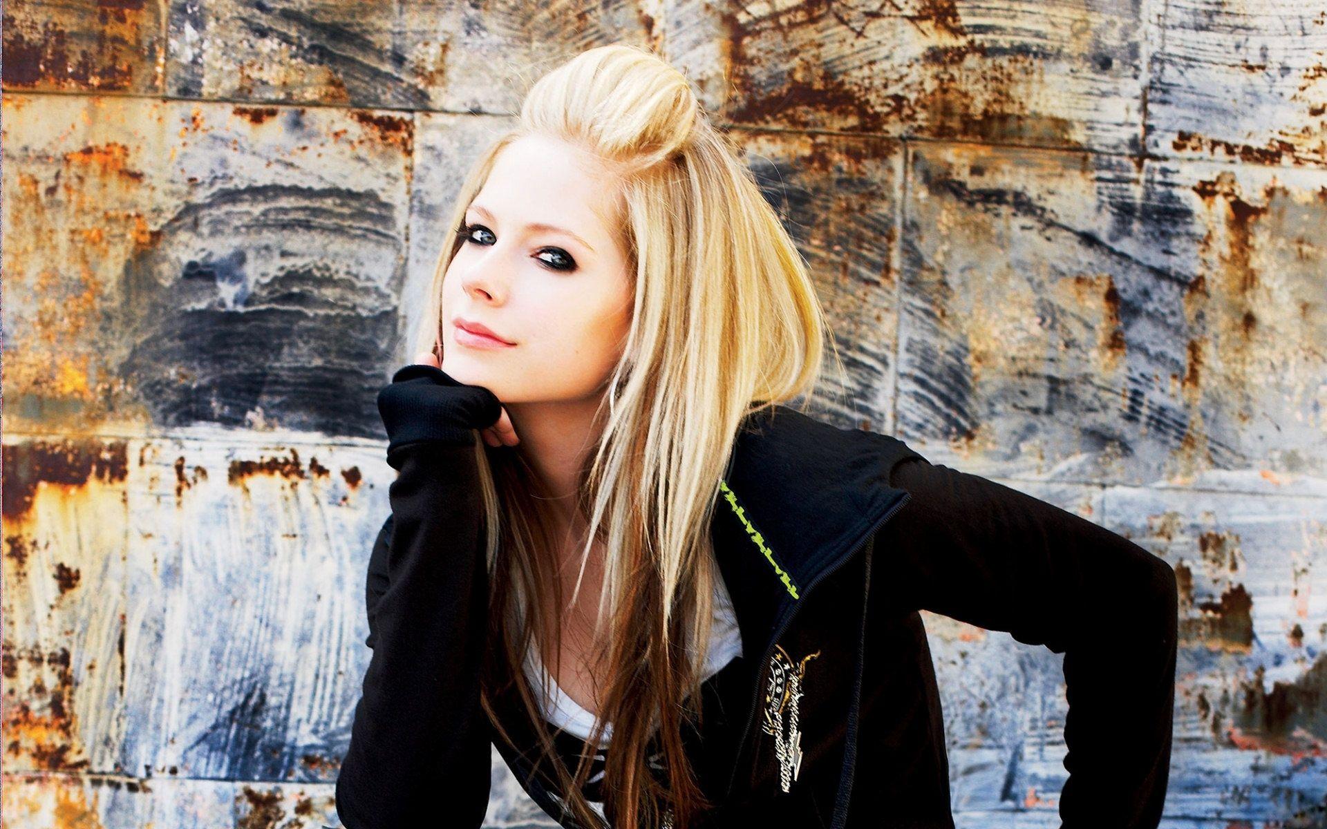 Avril Lavigne HD Wallpapers - Top Free Avril Lavigne HD Backgrounds ...