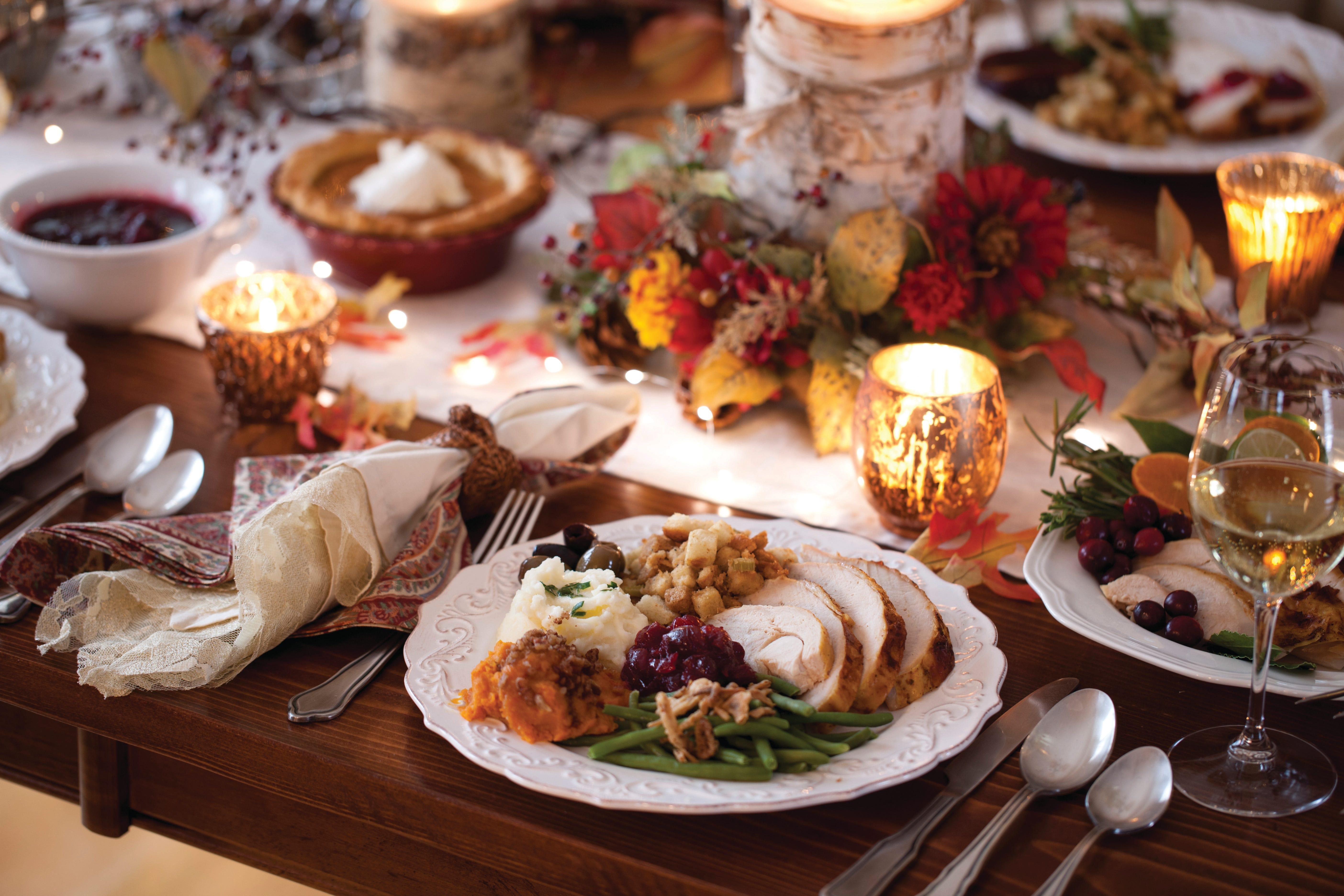 Holiday Dinner Wallpapers - Top Free Holiday Dinner Backgrounds ...