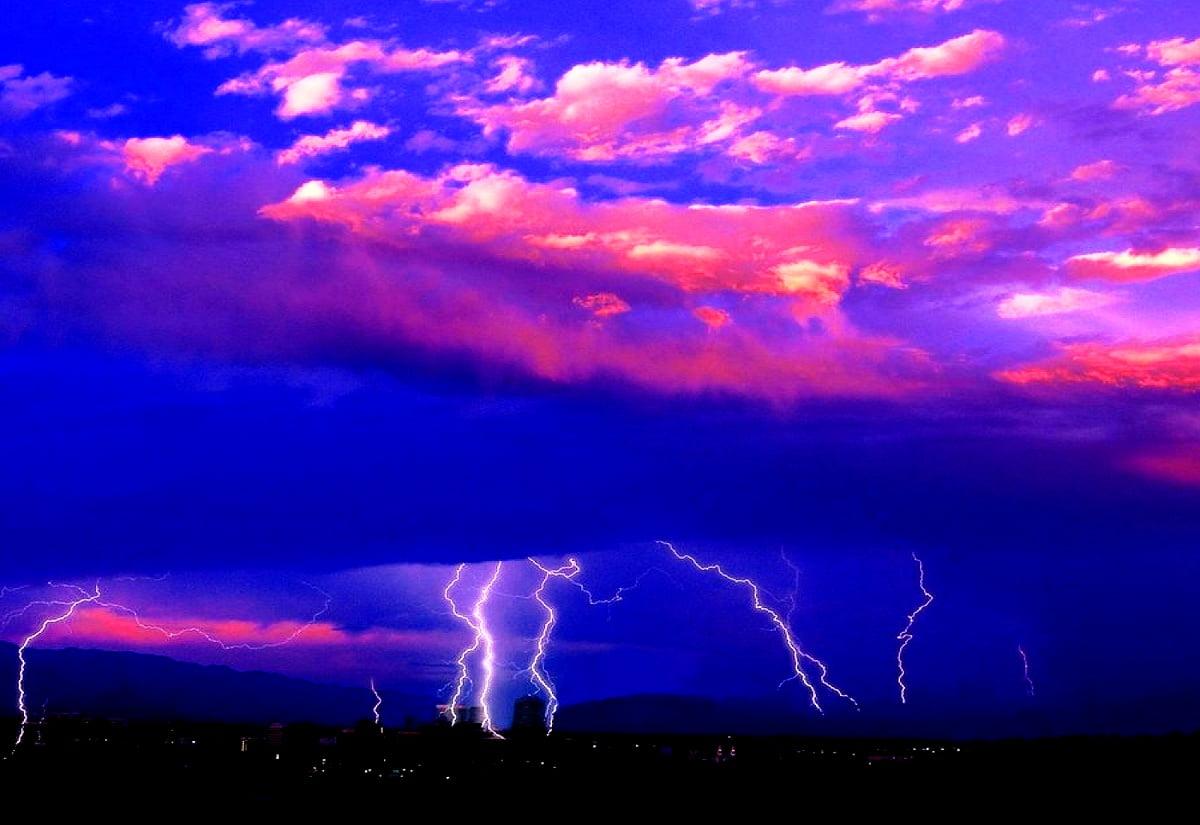 Aesthetic Thunder Wallpapers - Top Free Aesthetic Thunder Backgrounds ...