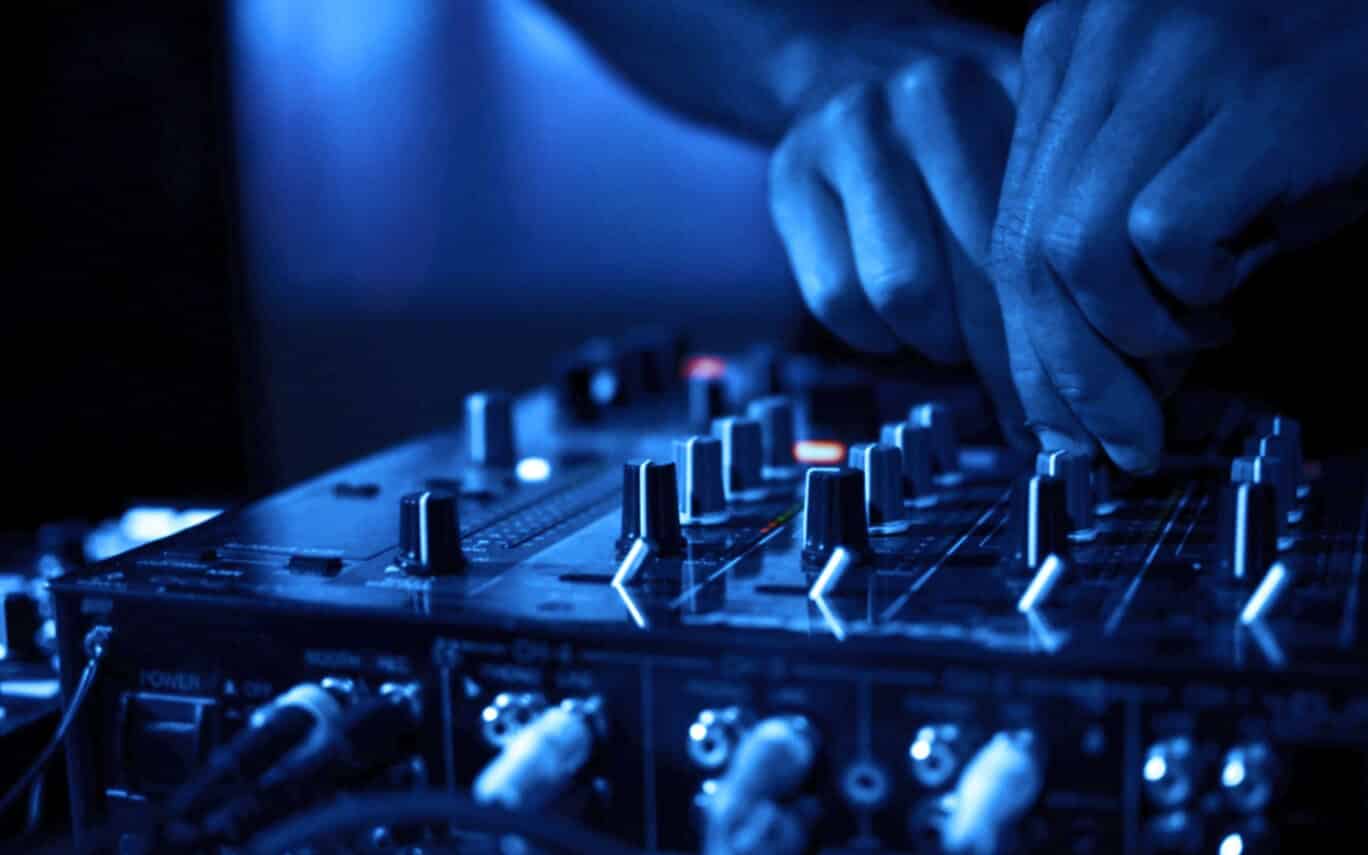 Blue DJ Wallpapers - Top Free Blue DJ Backgrounds - WallpaperAccess