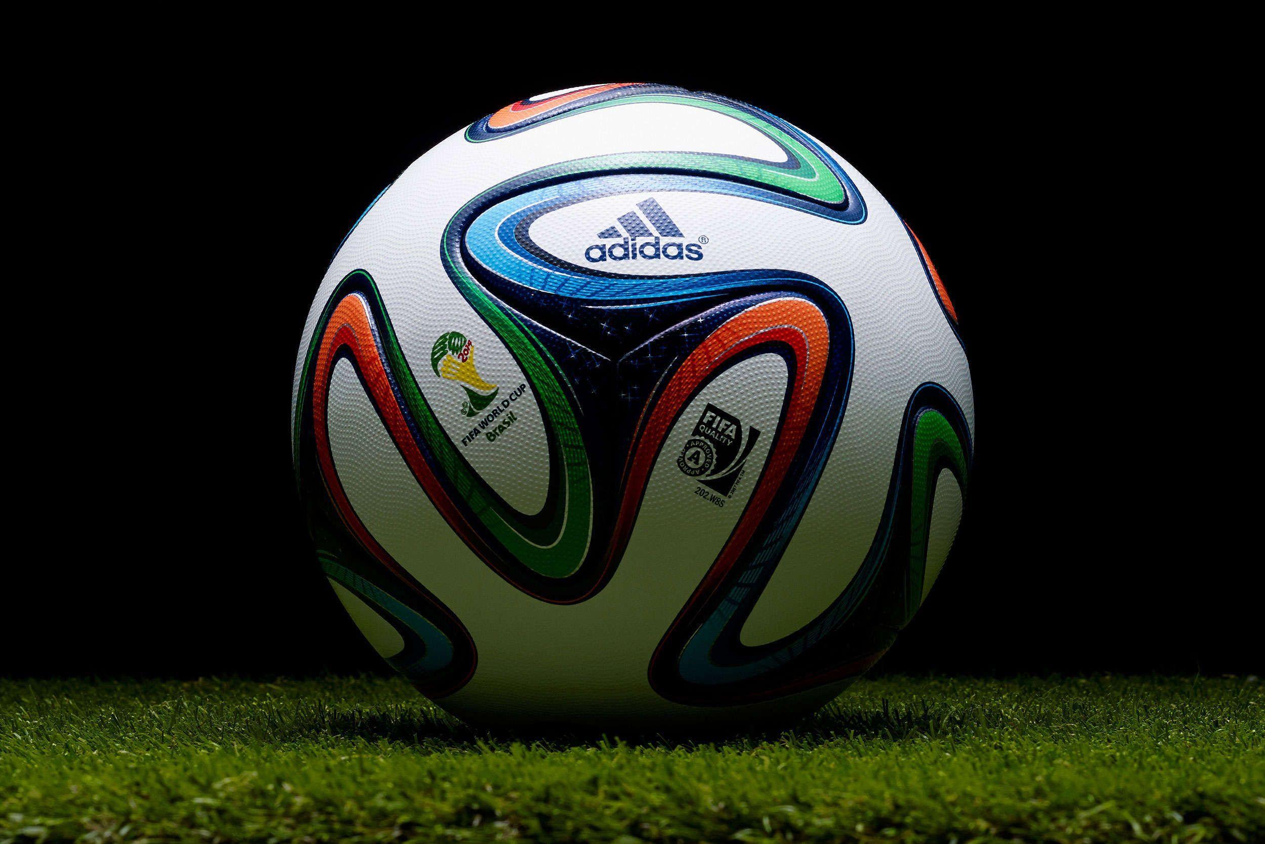 HD Football Wallpapers - Top Free HD Football Backgrounds - WallpaperAccess