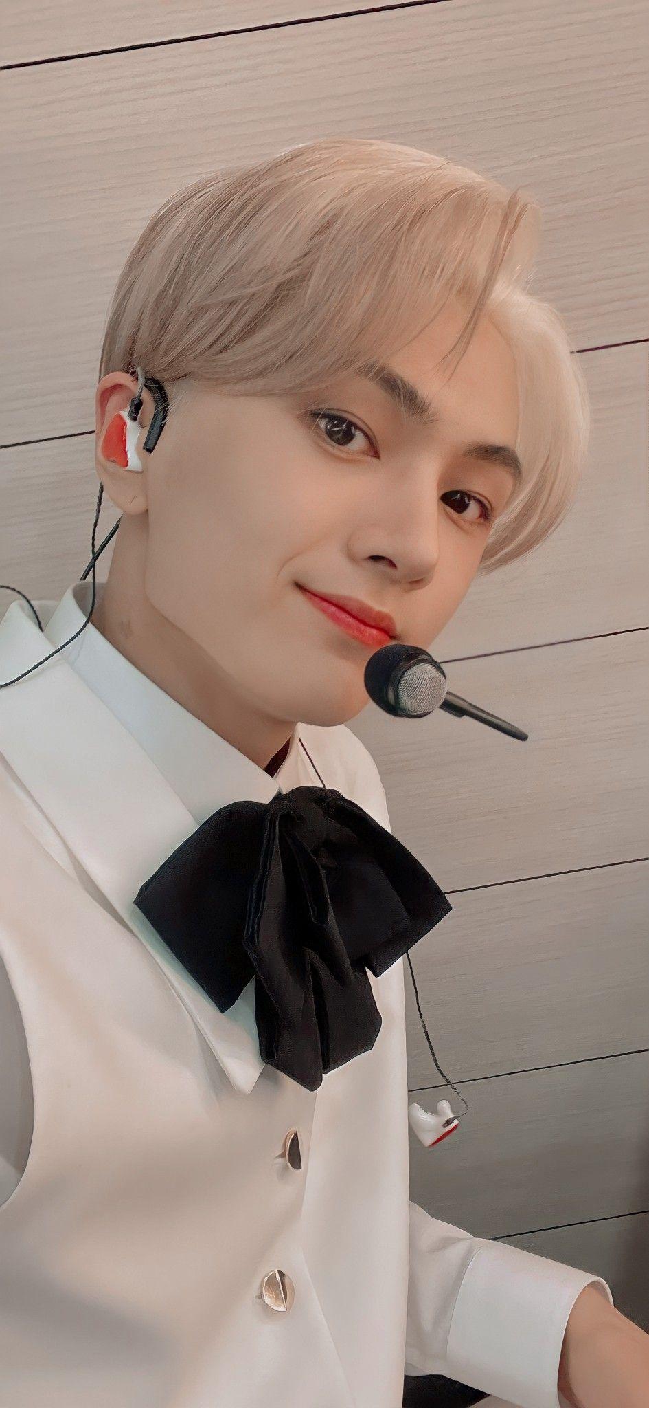 Jay Hyphen Wallpapers - Top Free Jay Hyphen Backgrounds - WallpaperAccess