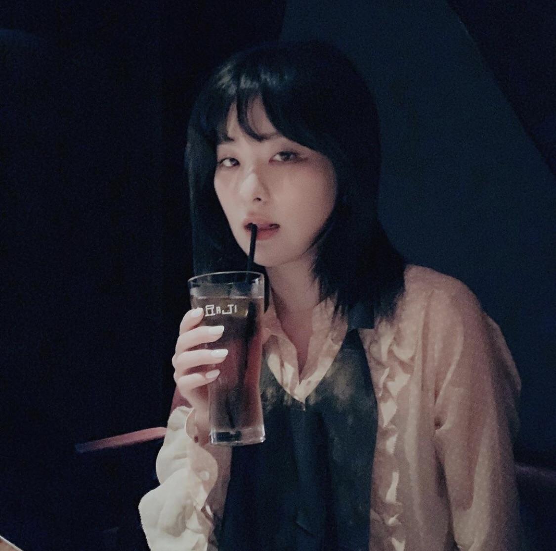 Aimyon Wallpapers - Top Free Aimyon Backgrounds - WallpaperAccess