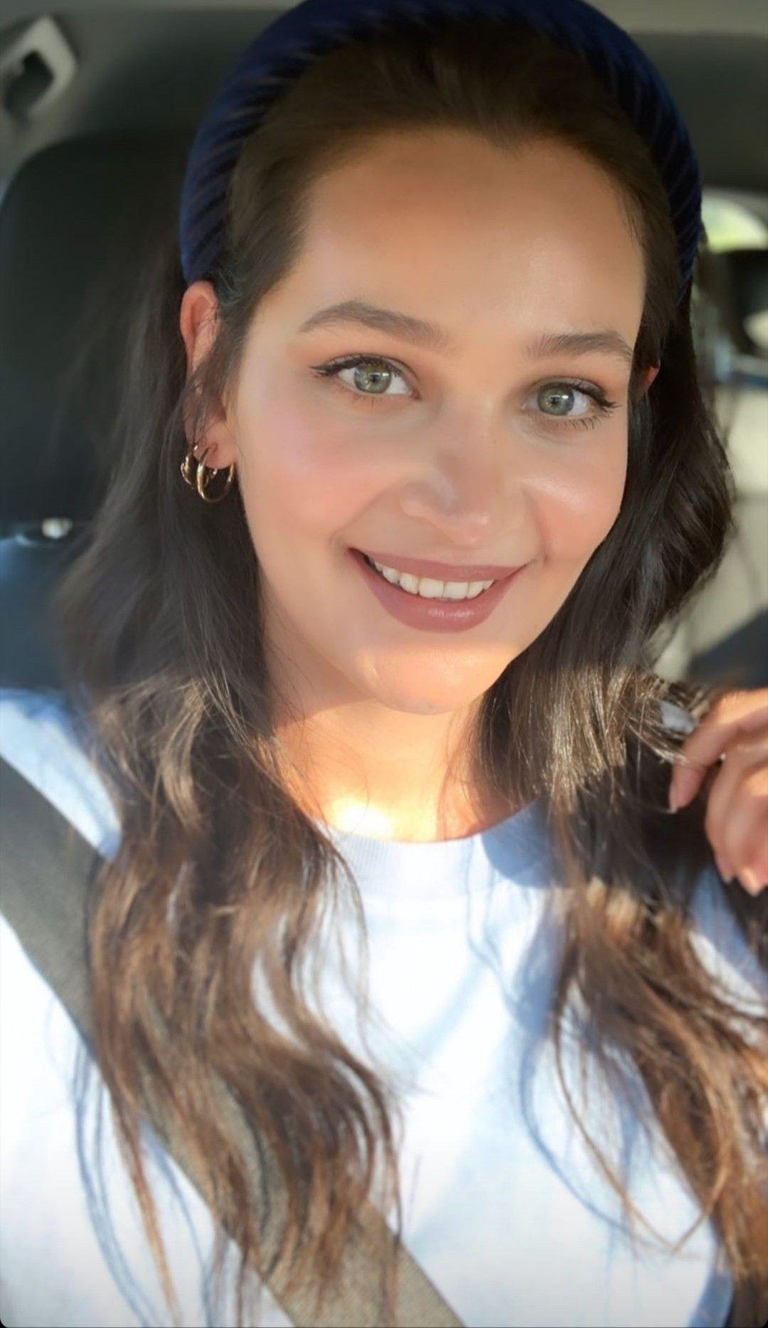 Gulsim Ali Wallpapers - Top Free Gulsim Ali Backgrounds - WallpaperAccess