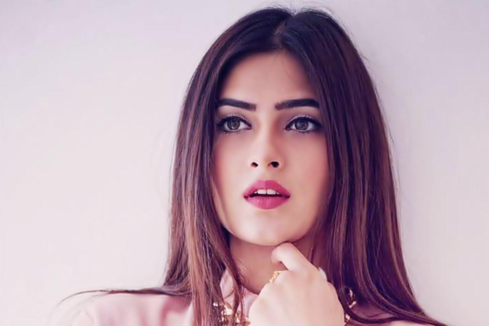 Karishma Sharma Wallpapers - Top Free Karishma Sharma Backgrounds ...