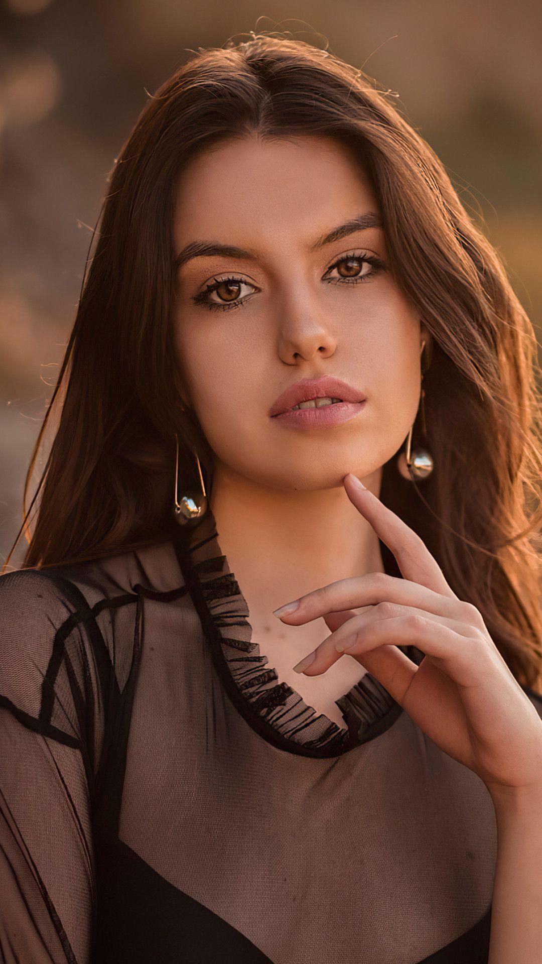 Woman Portrait Wallpapers - Top Free Woman Portrait Backgrounds ...