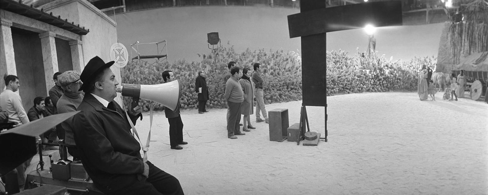 Fellini Wallpapers - Top Free Fellini Backgrounds - WallpaperAccess