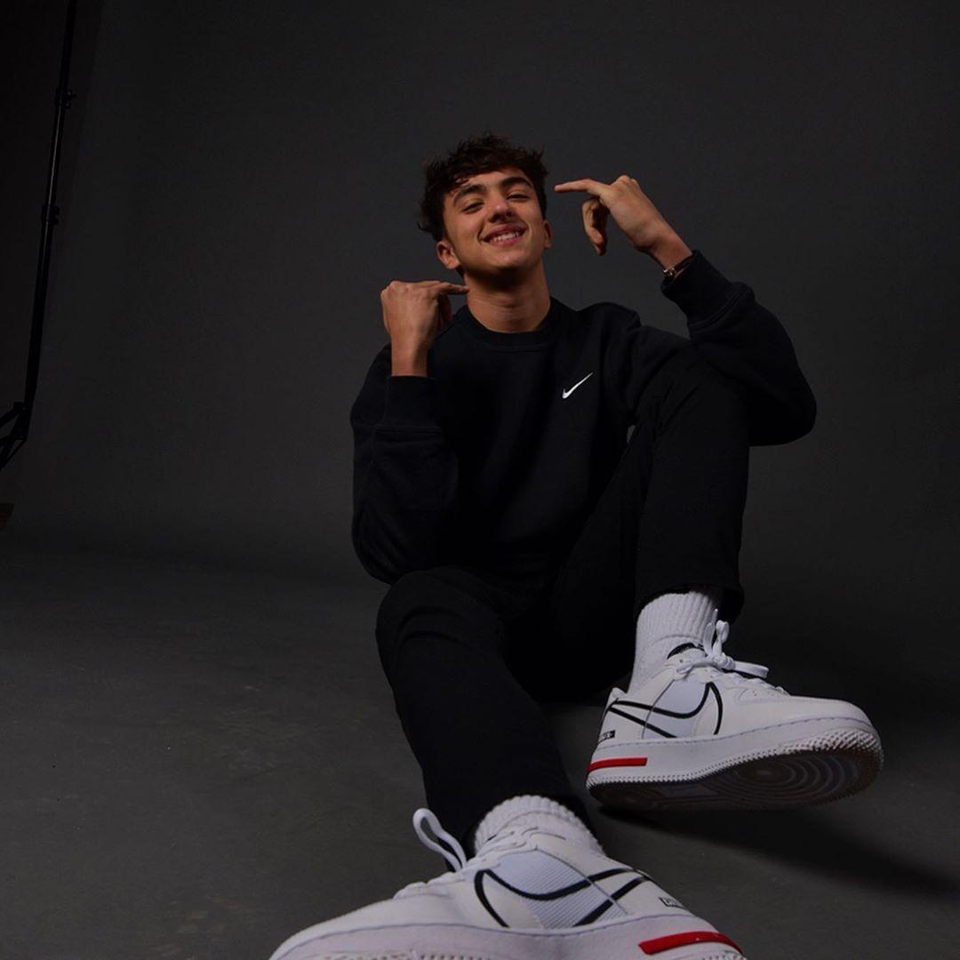 Inoxtag Wallpapers - Top Free Inoxtag Backgrounds - WallpaperAccess