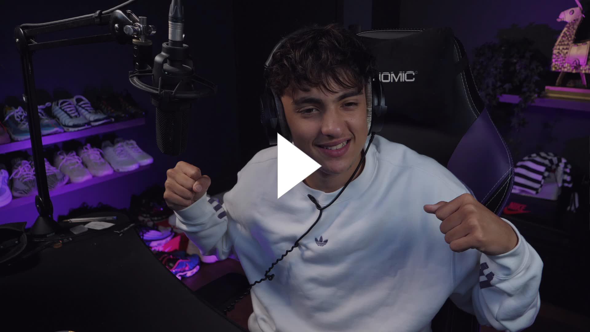 Inoxtag Wallpapers - Top Free Inoxtag Backgrounds - WallpaperAccess