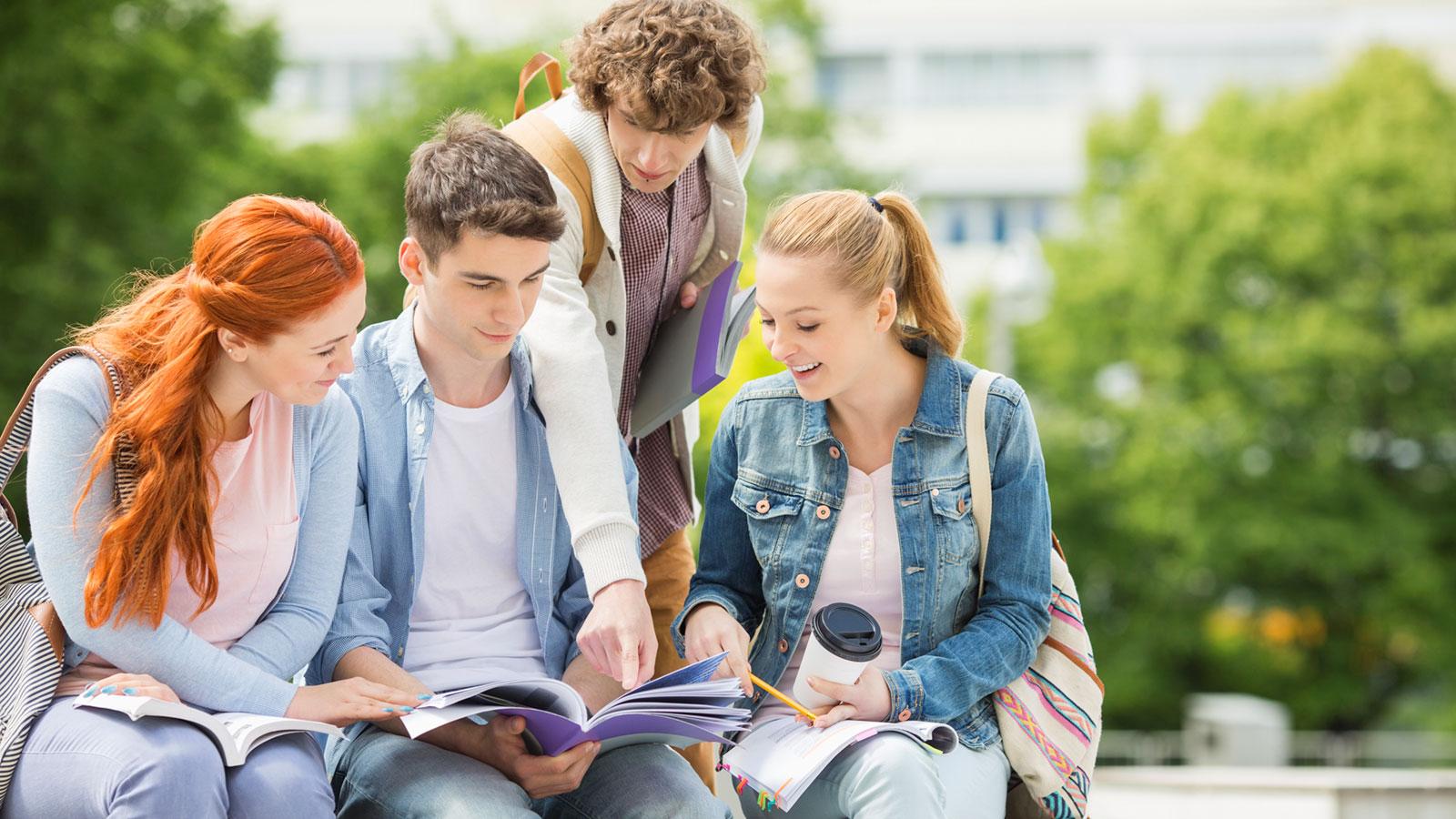 College Student Wallpapers - Top Free College Student Backgrounds ...