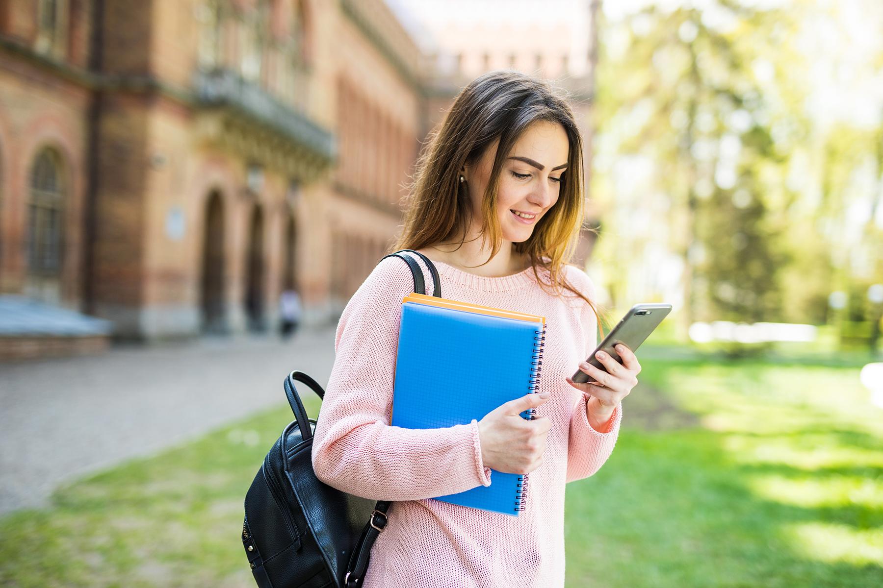 College Student Wallpapers - Top Free College Student Backgrounds ...