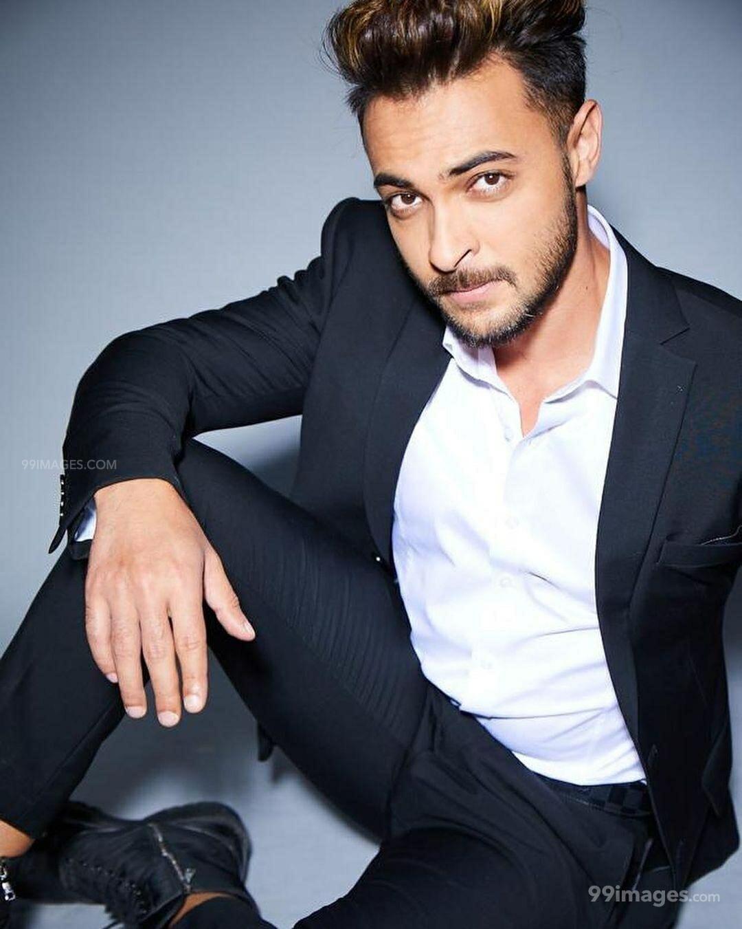 Aayush Sharma Wallpapers - Top Free Aayush Sharma Backgrounds ...