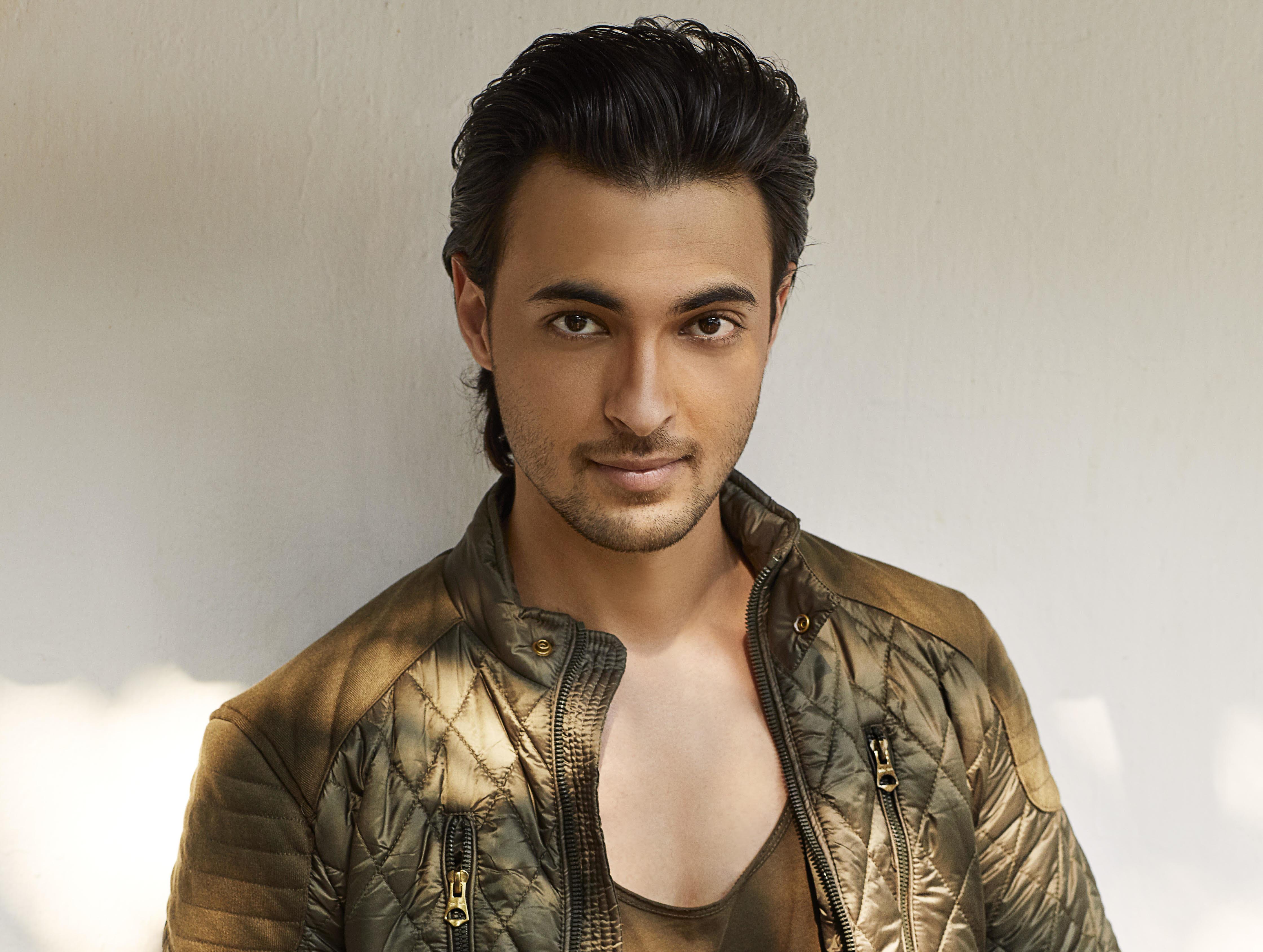 Aayush Sharma Wallpapers - Top Free Aayush Sharma Backgrounds ...