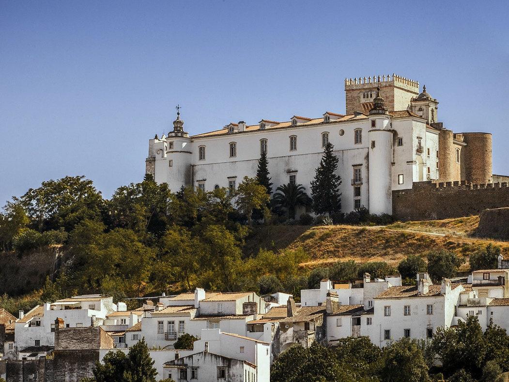 Alentejo Wallpapers - Top Free Alentejo Backgrounds - WallpaperAccess