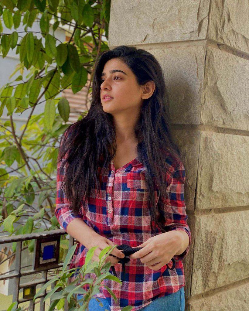 Sehar Khan Wallpapers - Top Free Sehar Khan Backgrounds - WallpaperAccess