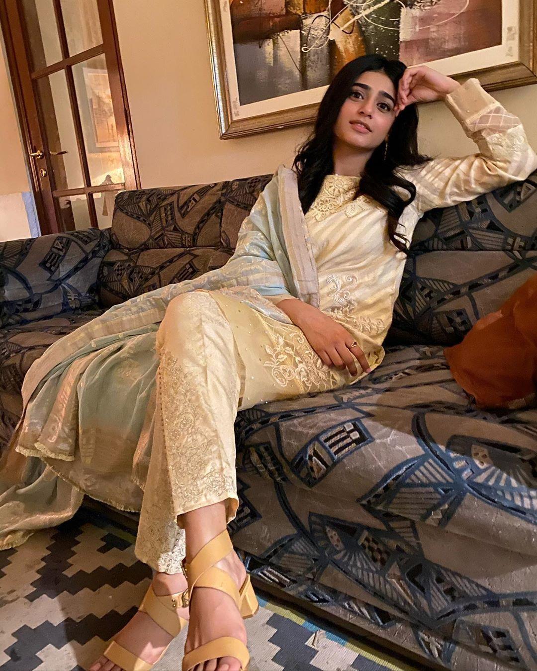 Sehar Khan Wallpapers - Top Free Sehar Khan Backgrounds - WallpaperAccess