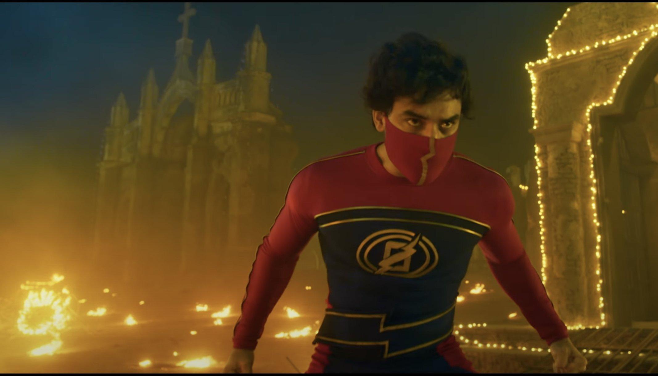 Minnal Murali Wallpapers - Top Free Minnal Murali Backgrounds ...