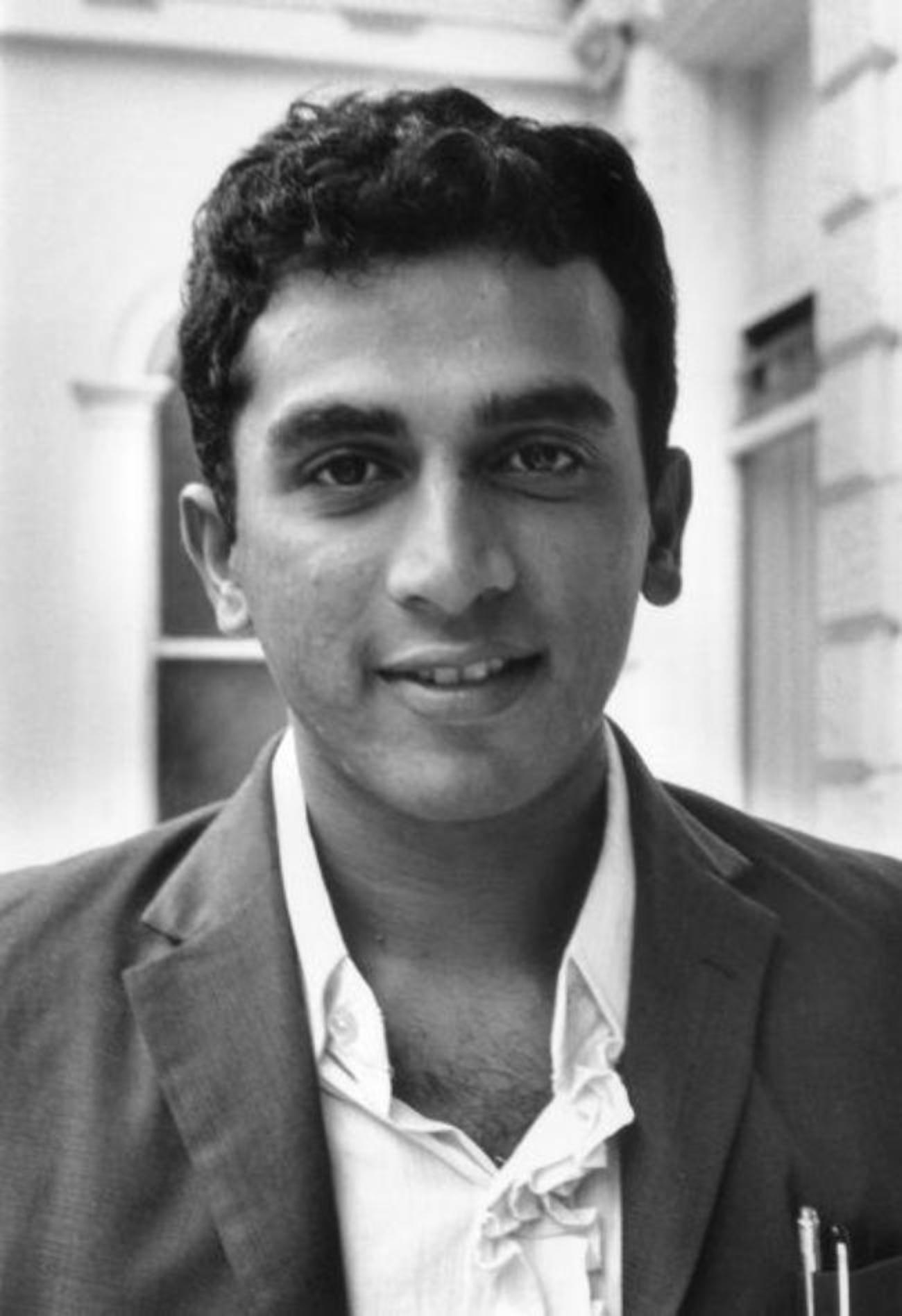 Sunil Gavaskar Wallpapers - Top Free Sunil Gavaskar Backgrounds - WallpaperAccess