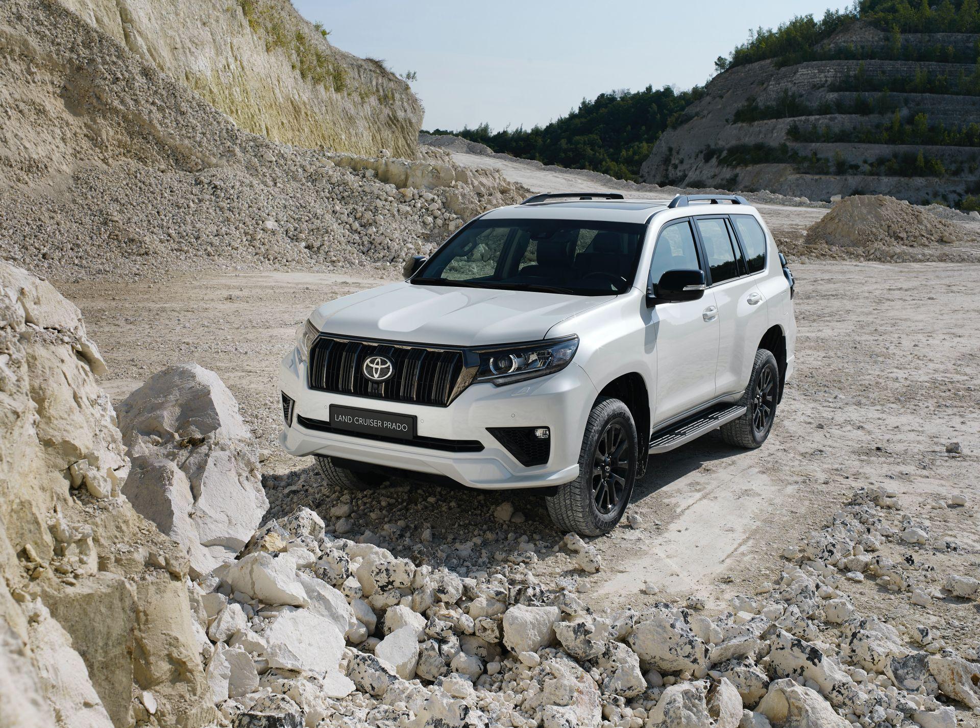 Toyota Land Cruiser Prado Wallpapers - Top Free Toyota Land Cruiser ...