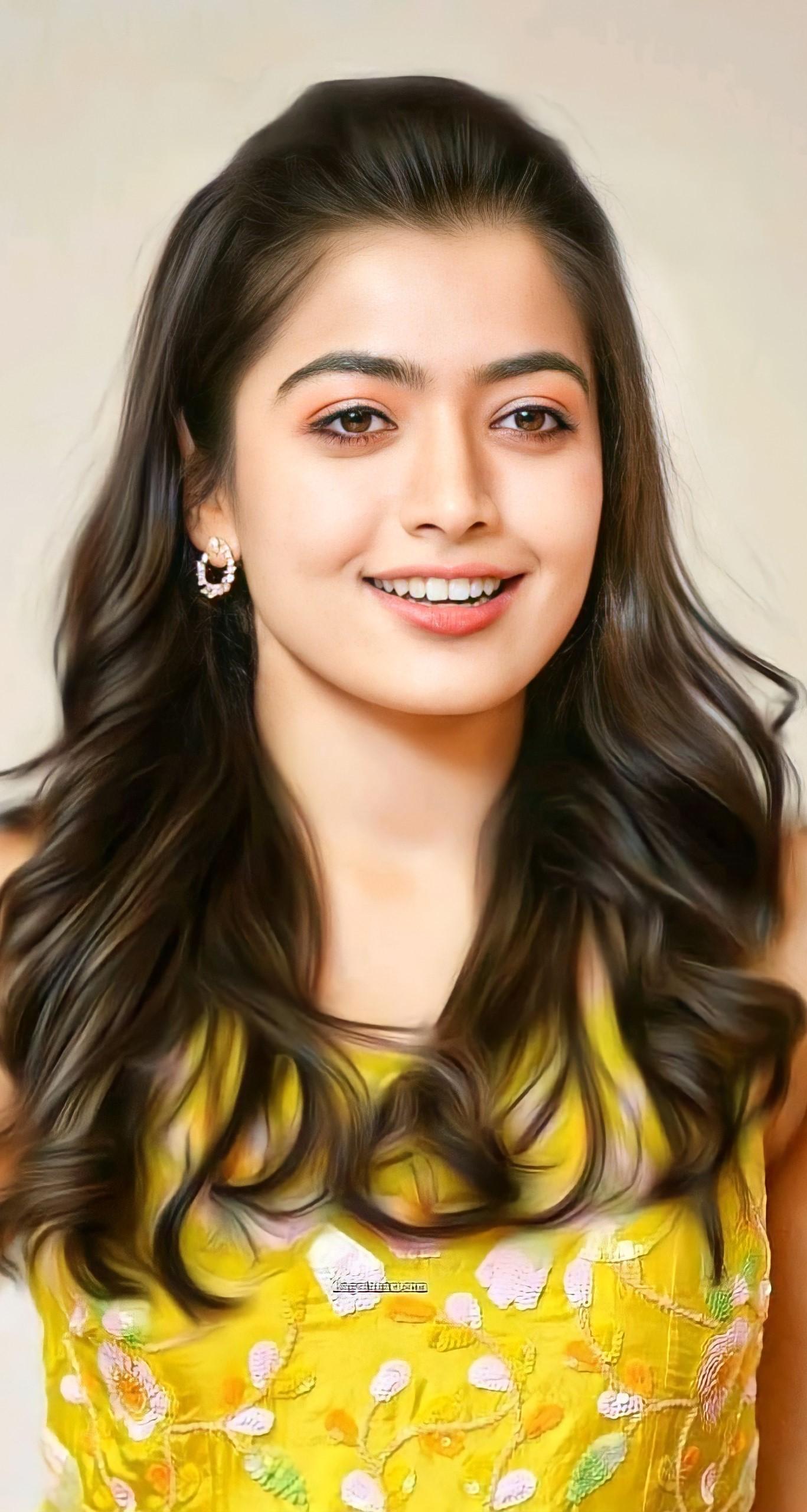 Rashmika Wallpapers - Top Free Rashmika Backgrounds - WallpaperAccess