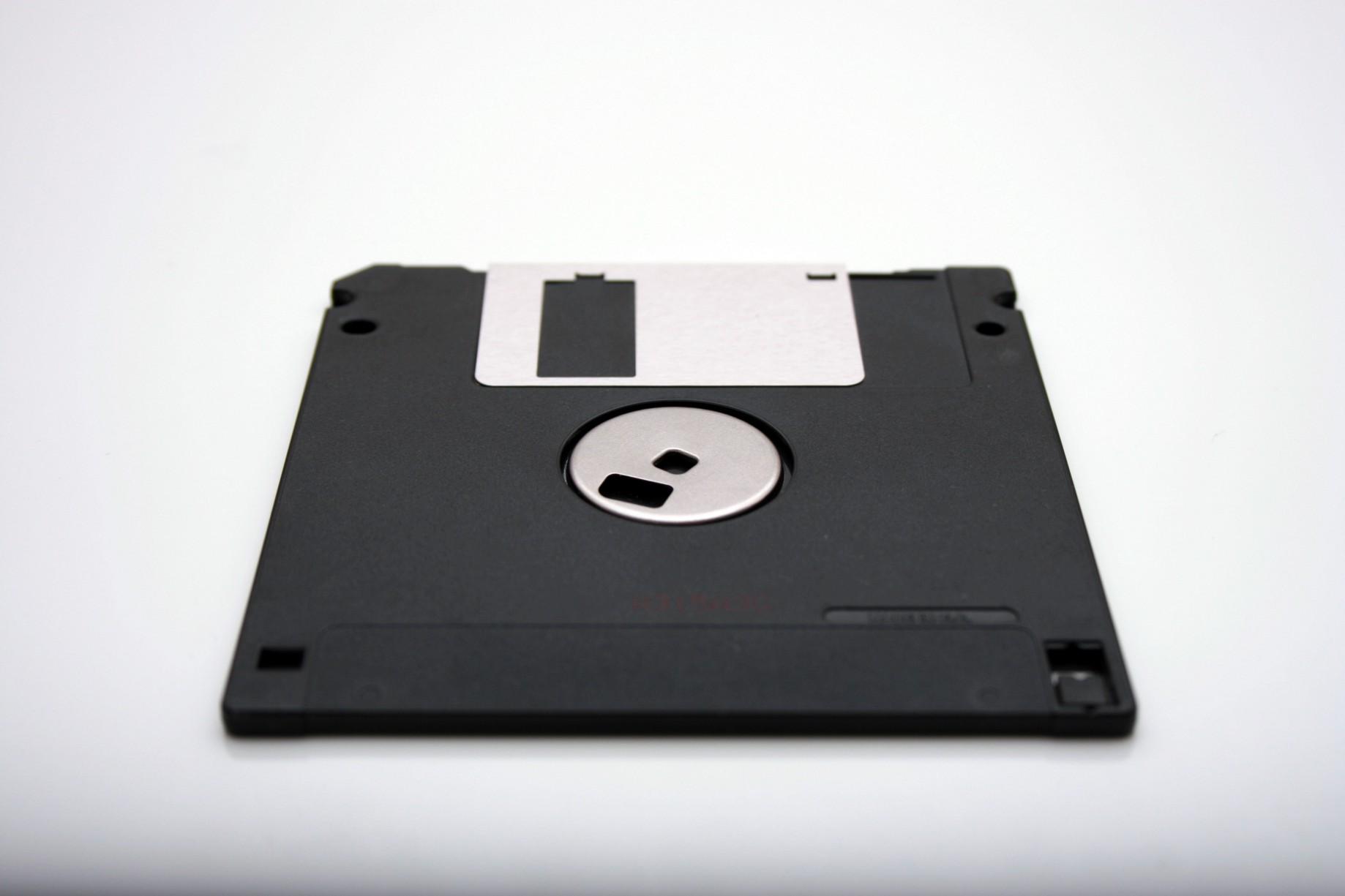 Floppy Disk Wallpapers - Top Free Floppy Disk Backgrounds - WallpaperAccess