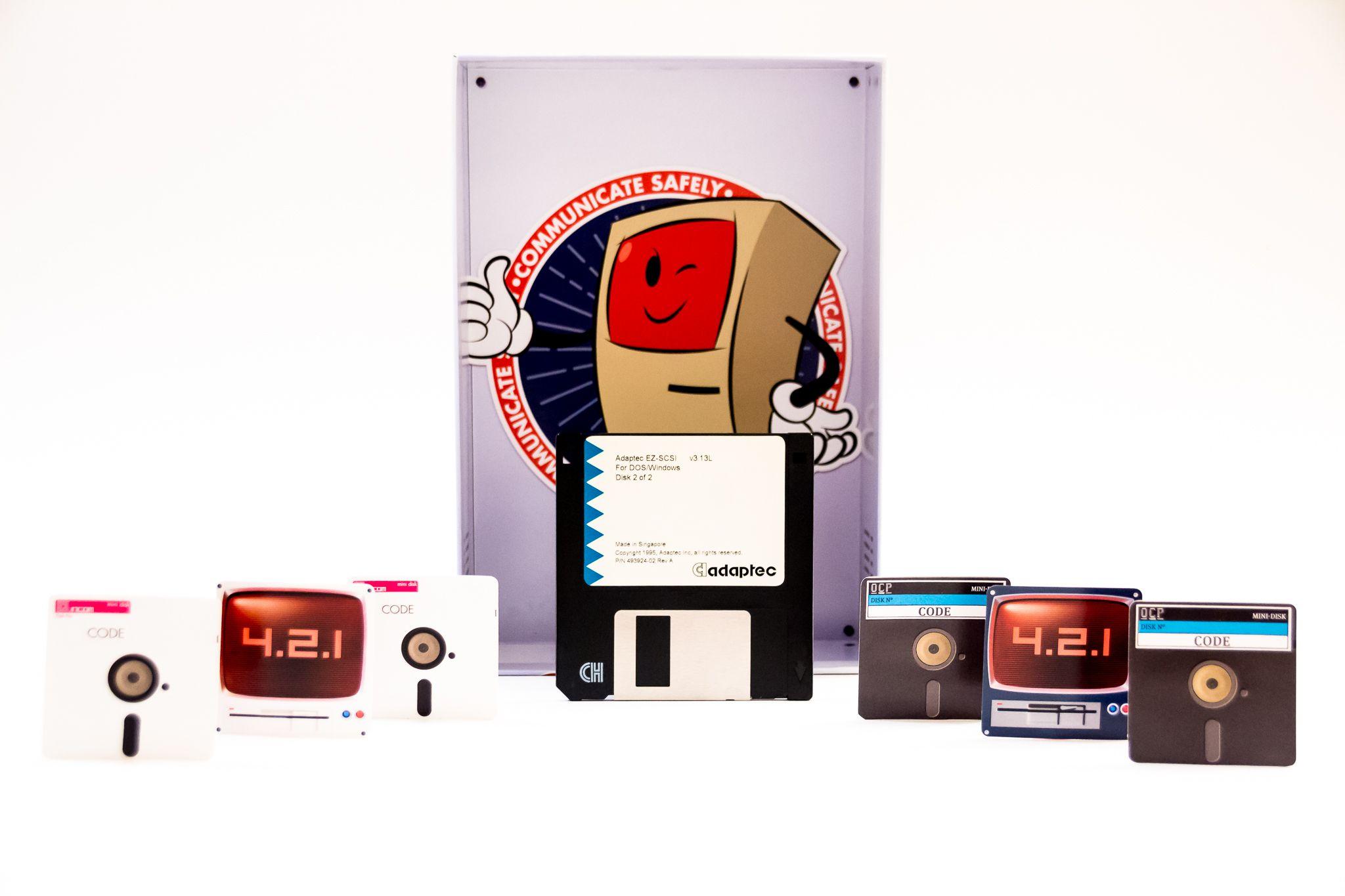 Floppy Disk Wallpapers - Top Free Floppy Disk Backgrounds - WallpaperAccess
