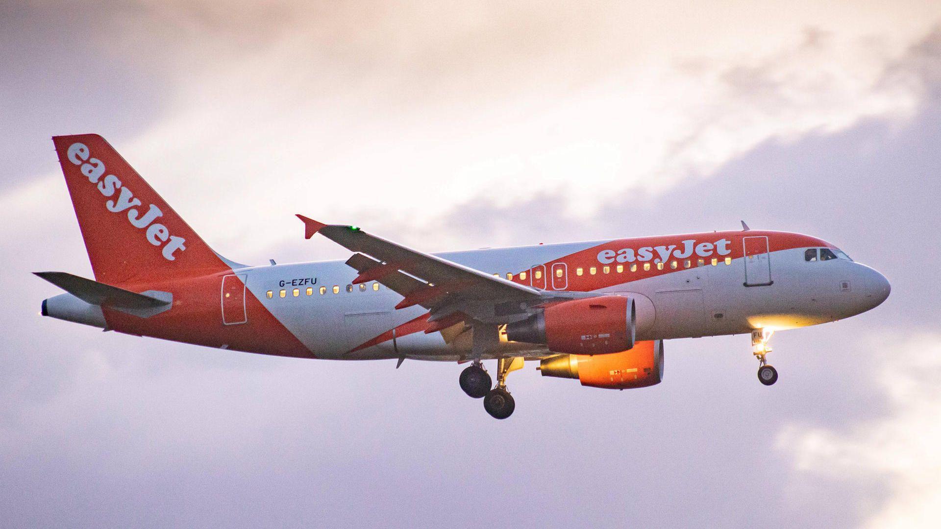 EasyJet Wallpapers - Top Free EasyJet Backgrounds - WallpaperAccess