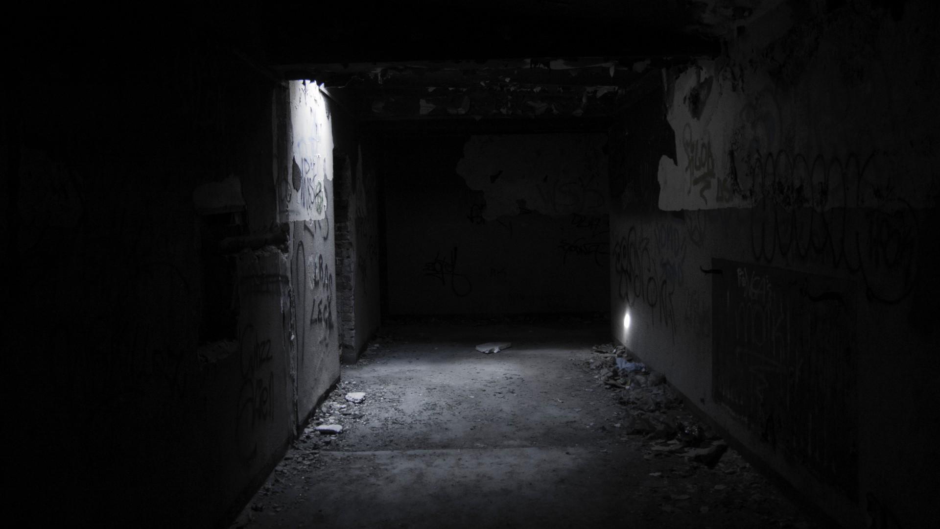 Dark Tunnel Wallpapers - Top Free Dark Tunnel Backgrounds - WallpaperAccess