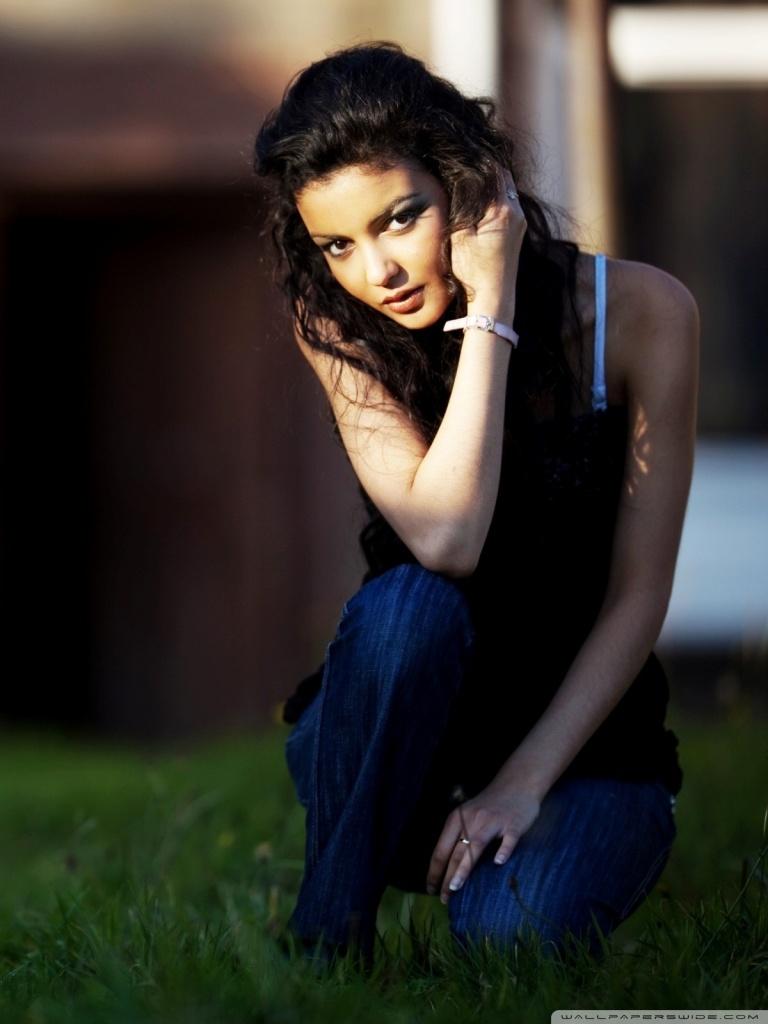 Girls Mobile Wallpapers - Top Free Girls Mobile Backgrounds ...