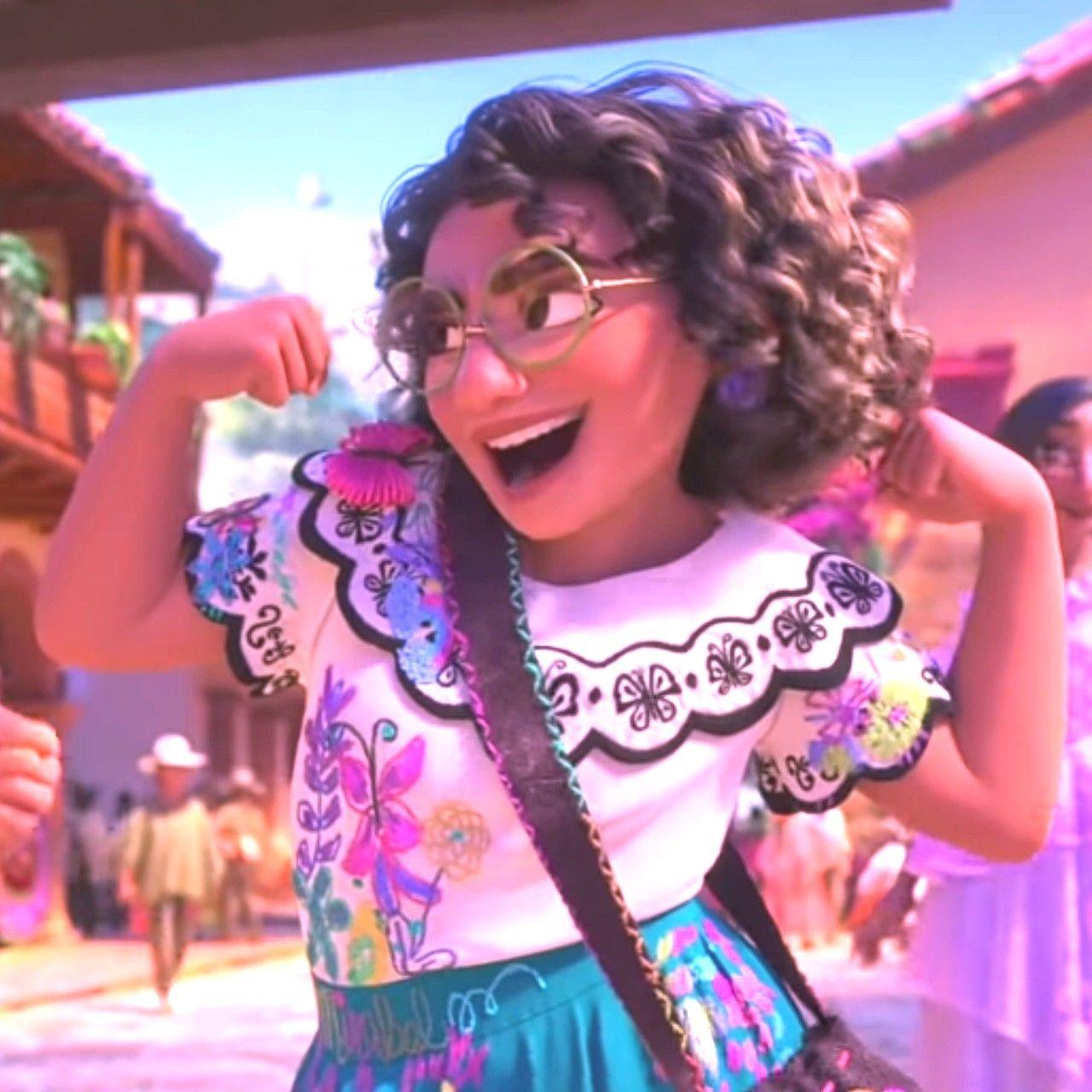 Mirabel Madrigal Wallpapers - Top Free Mirabel Madrigal Backgrounds ...