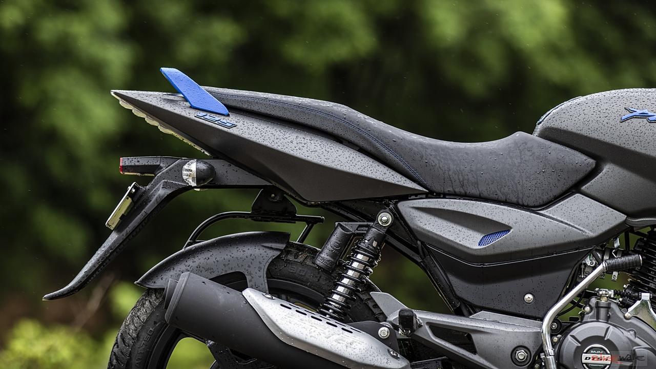 Pulsar Bike Wallpapers - Top Free Pulsar Bike Backgrounds - WallpaperAccess